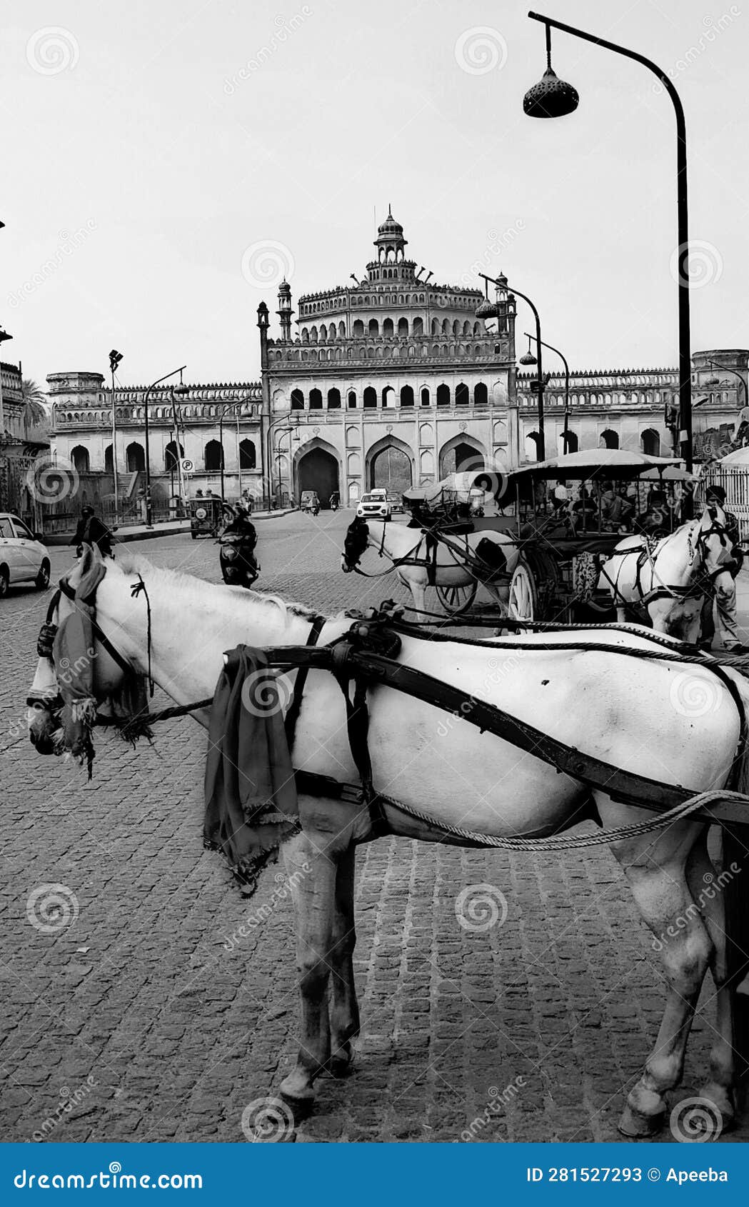 Rumi Darwaza Also Known As Turkish Gate In Lucknow Is An Ancient Awadhi ...