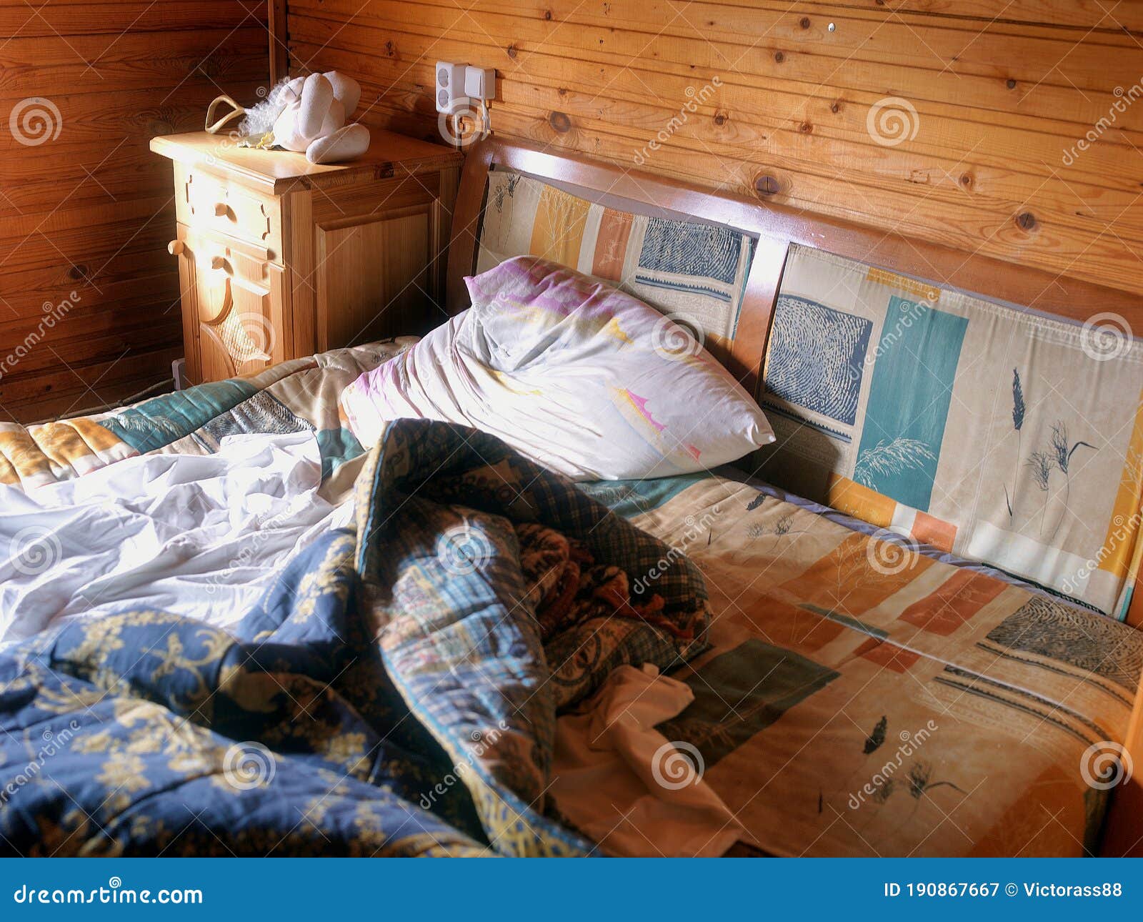 Rumpled Bedding and Unmade Bed Stock Image - Image of cotton, unmade ...