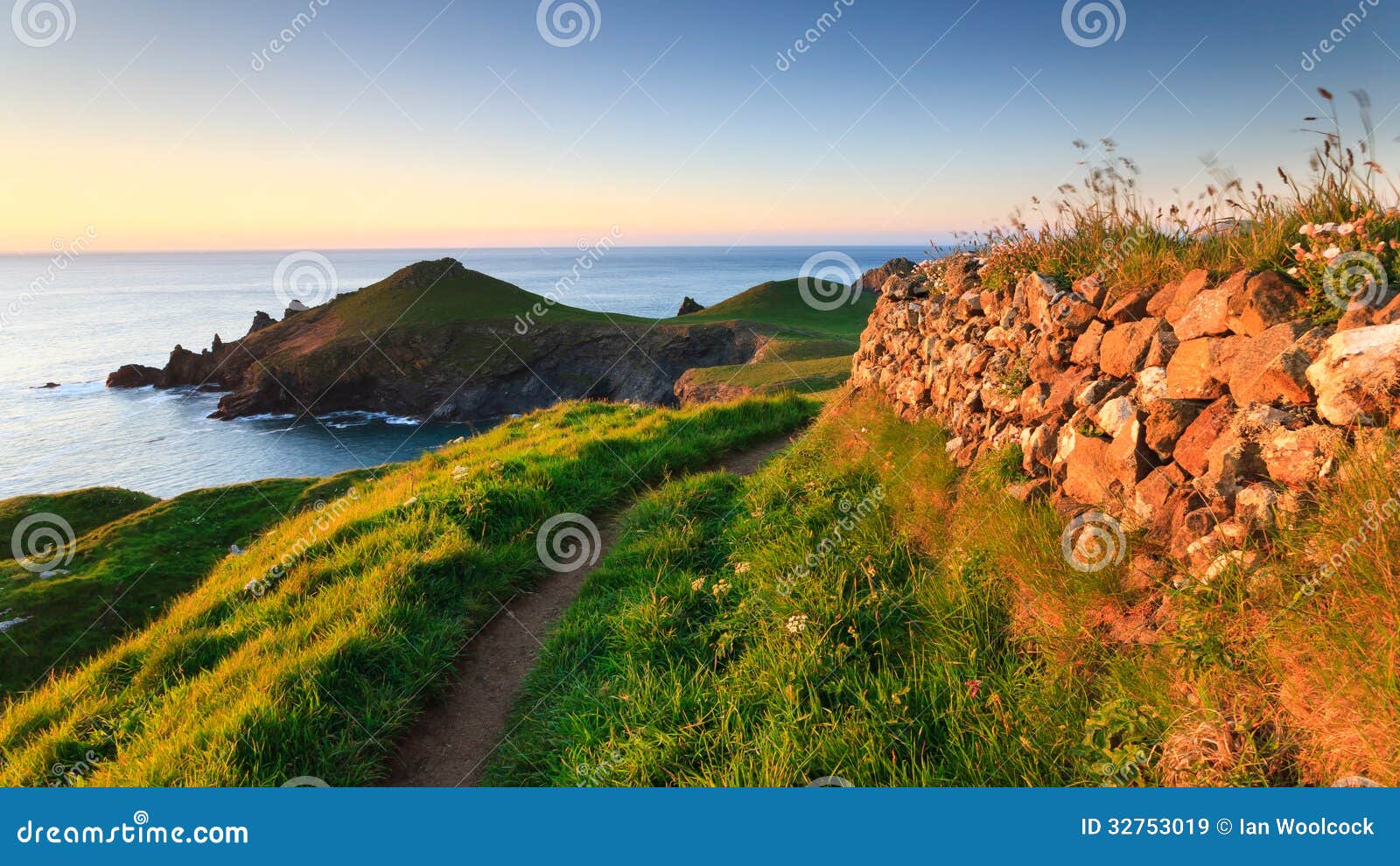 Rumps Point Cornwall stock image. Image of kingdom, dramatic - 32753019