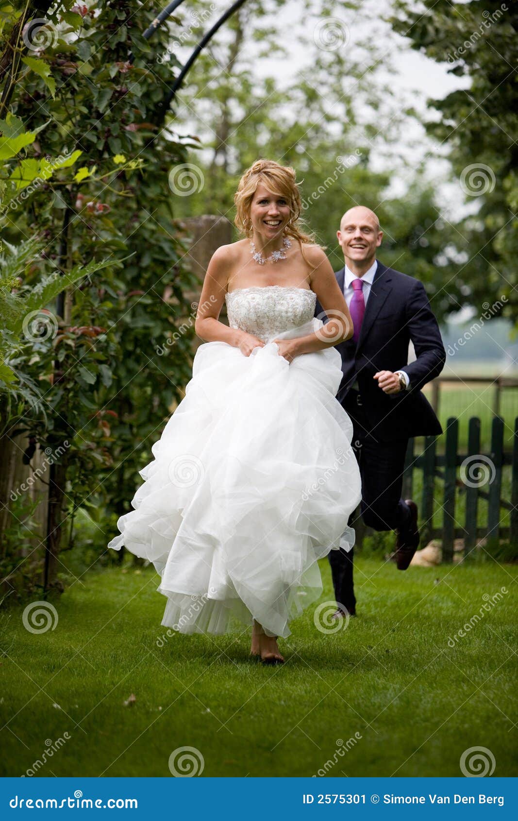 Run away bride stock image. Image of happy, groom, lovers - 2575301