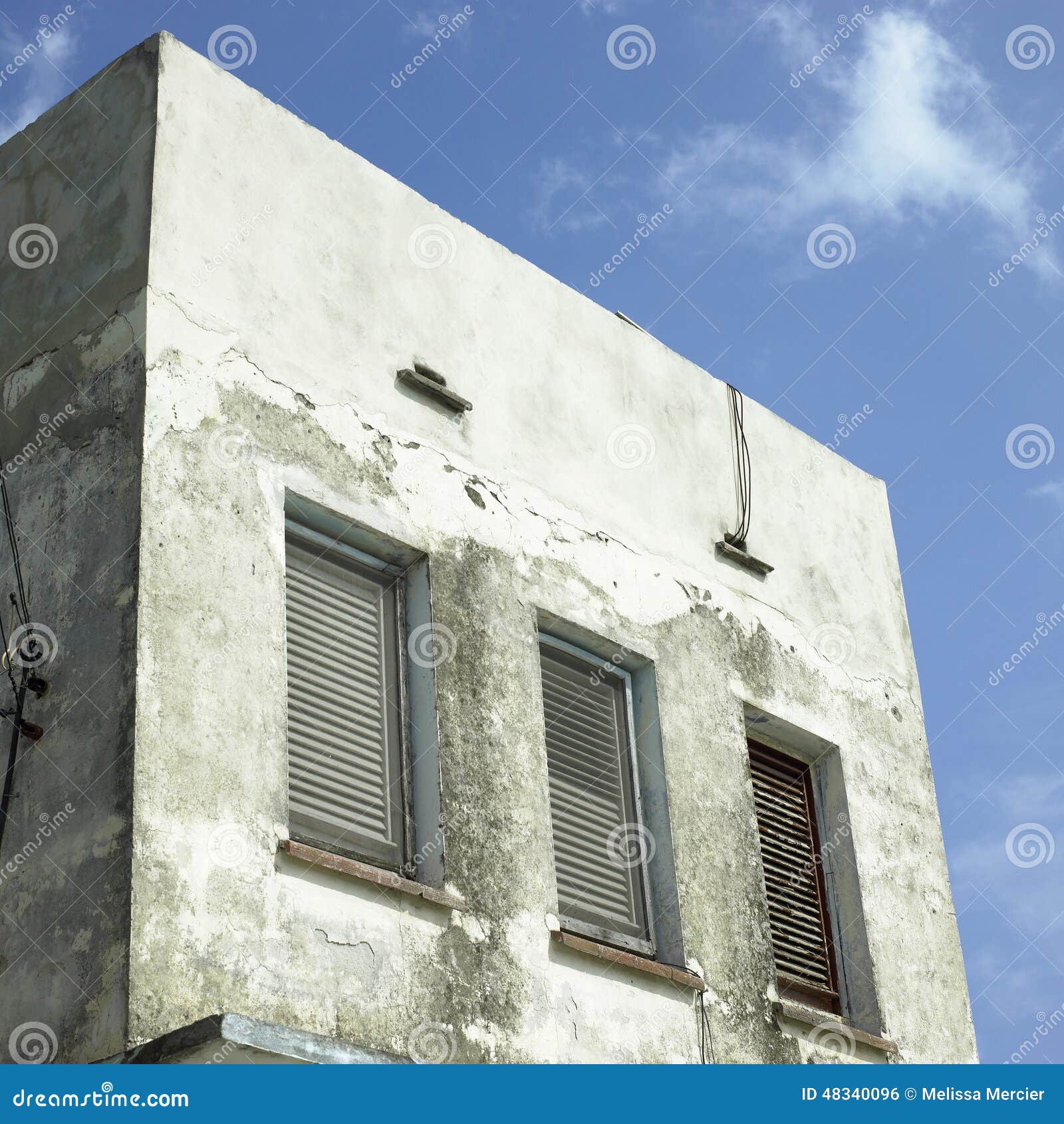 Run-down building stock photo. Image of cuba, house, disheveled - 48340096