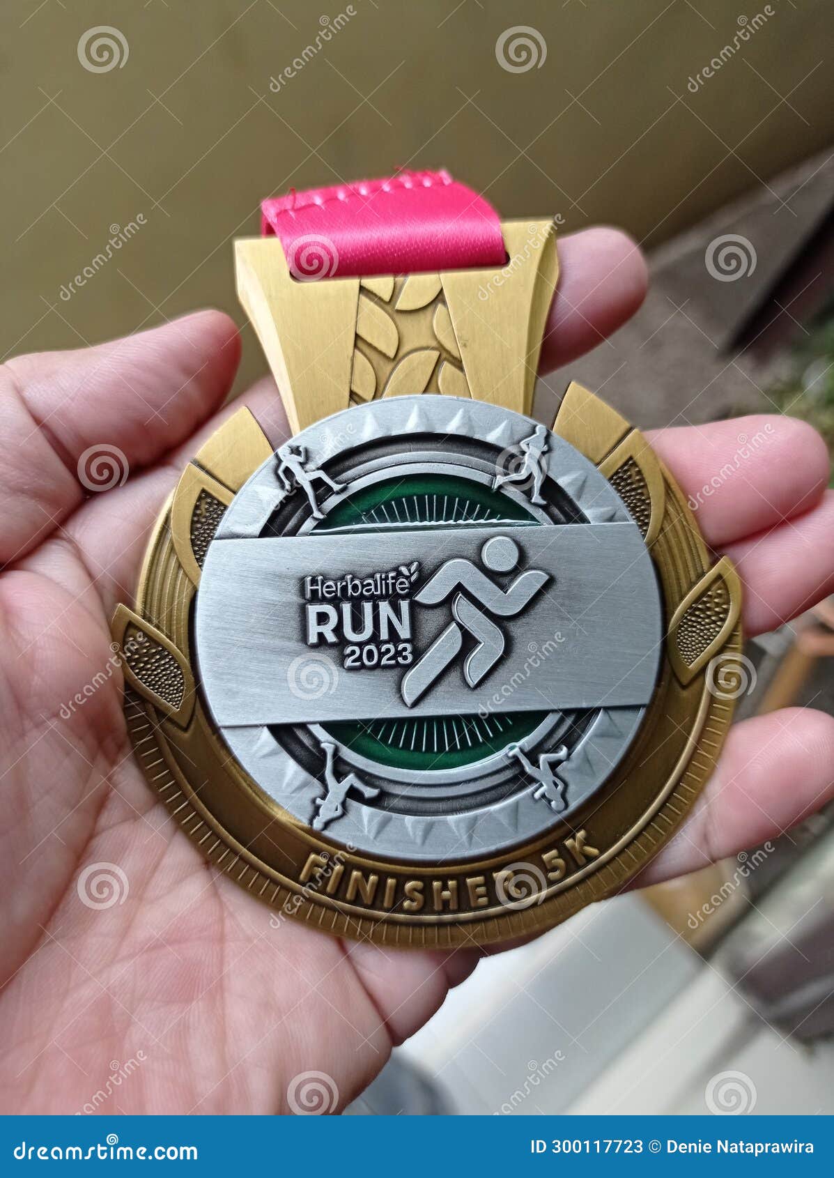 Run Finisher Medal editorial stock photo. Image of medal - 300117723