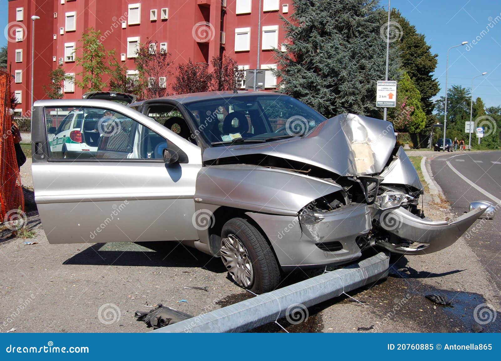 Run-off-road Collision in Urban Area Editorial Image - Image of help ...