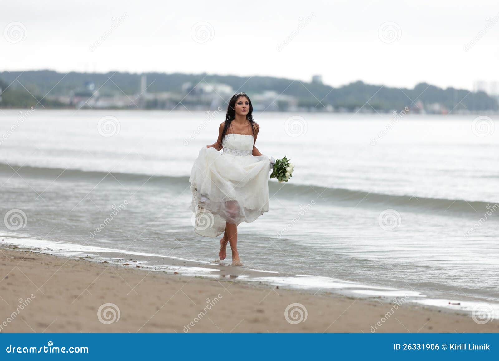 Runaway bride stock photo. Image of nature, green, runaway - 26331906