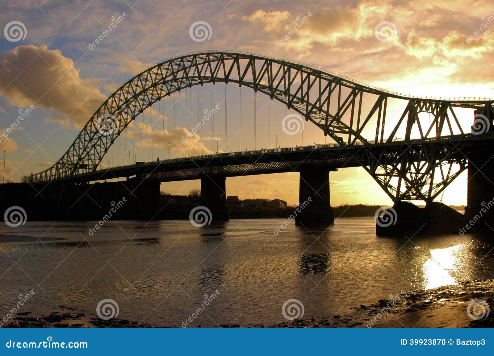 Runcorn Bridge stock photo. Image of connection, mersey - 39923870