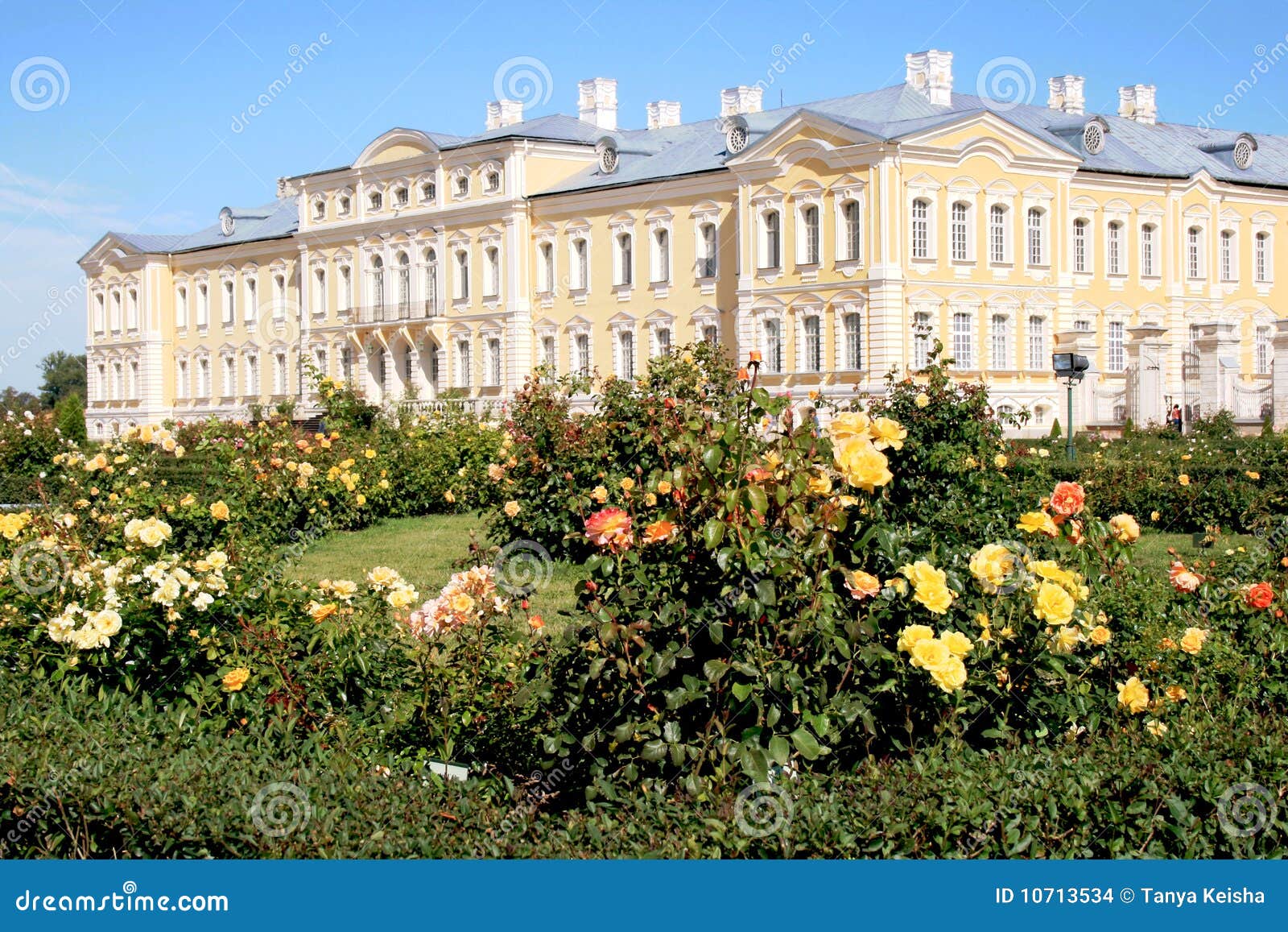 Rundale palace in Latvia stock photo. Image of europe - 10713534
