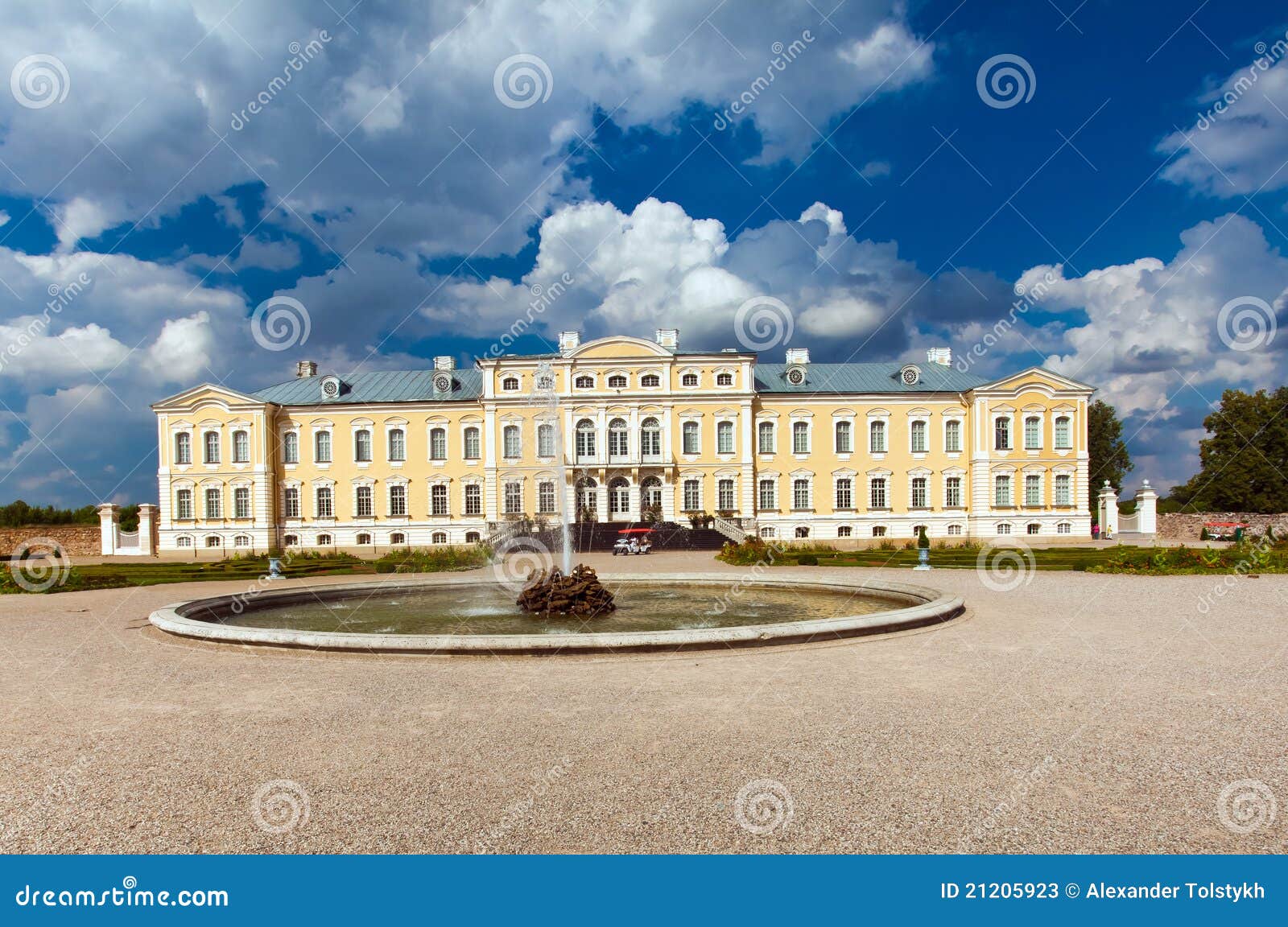 Rundale palace in Latvia stock image. Image of palace - 21205923