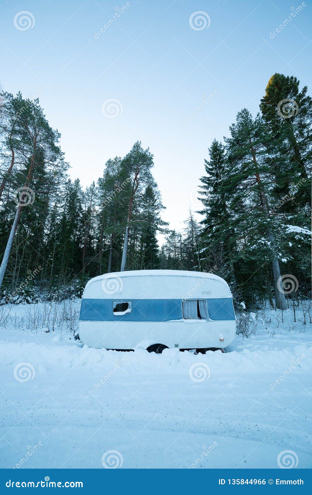 Rundown Camper Trailer in Winter Stock Photo - Image of trailer, snow ...