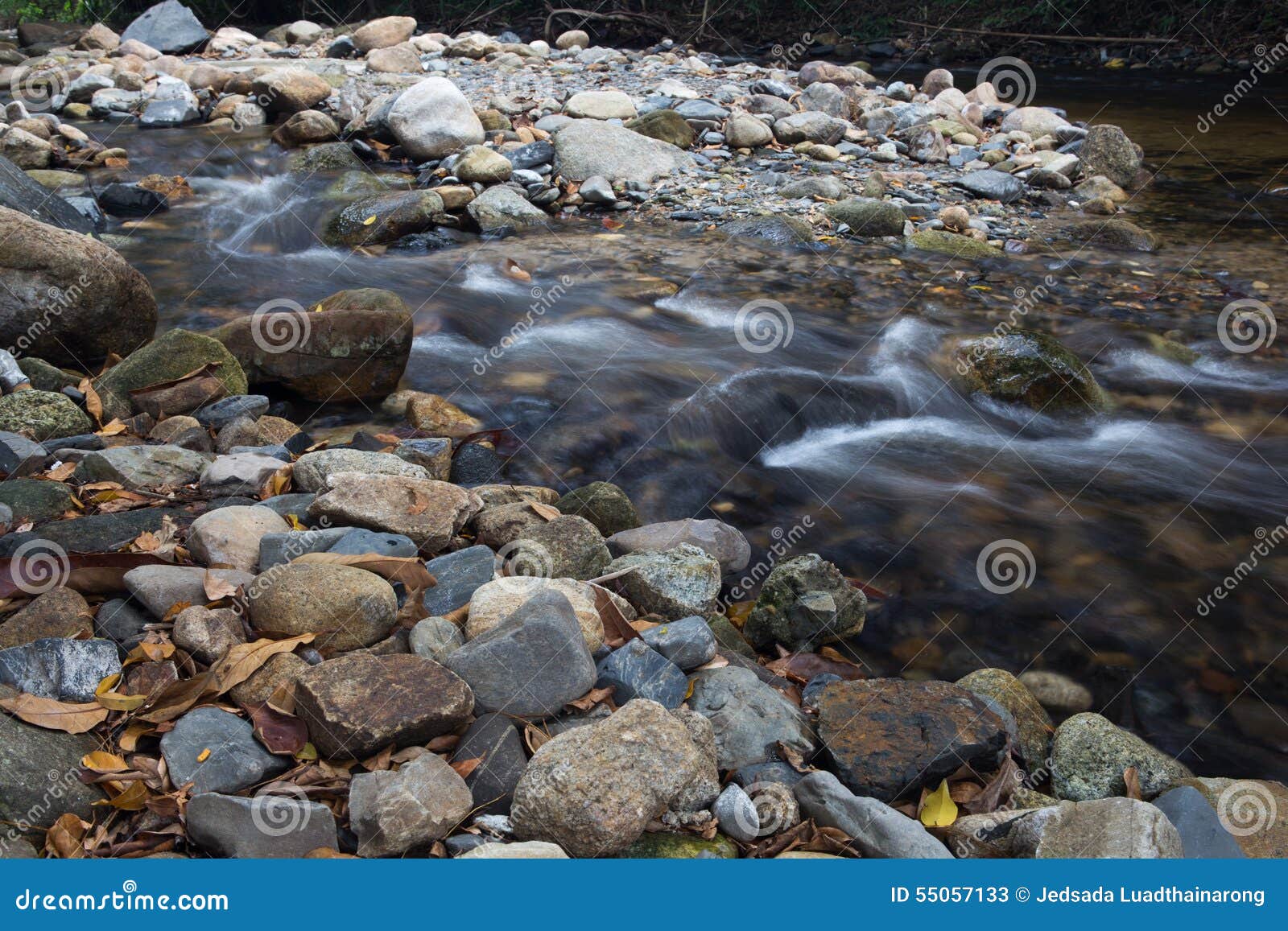 Runnen Van Waterstroom Van Waterval Stock Afbeelding - Image of ...