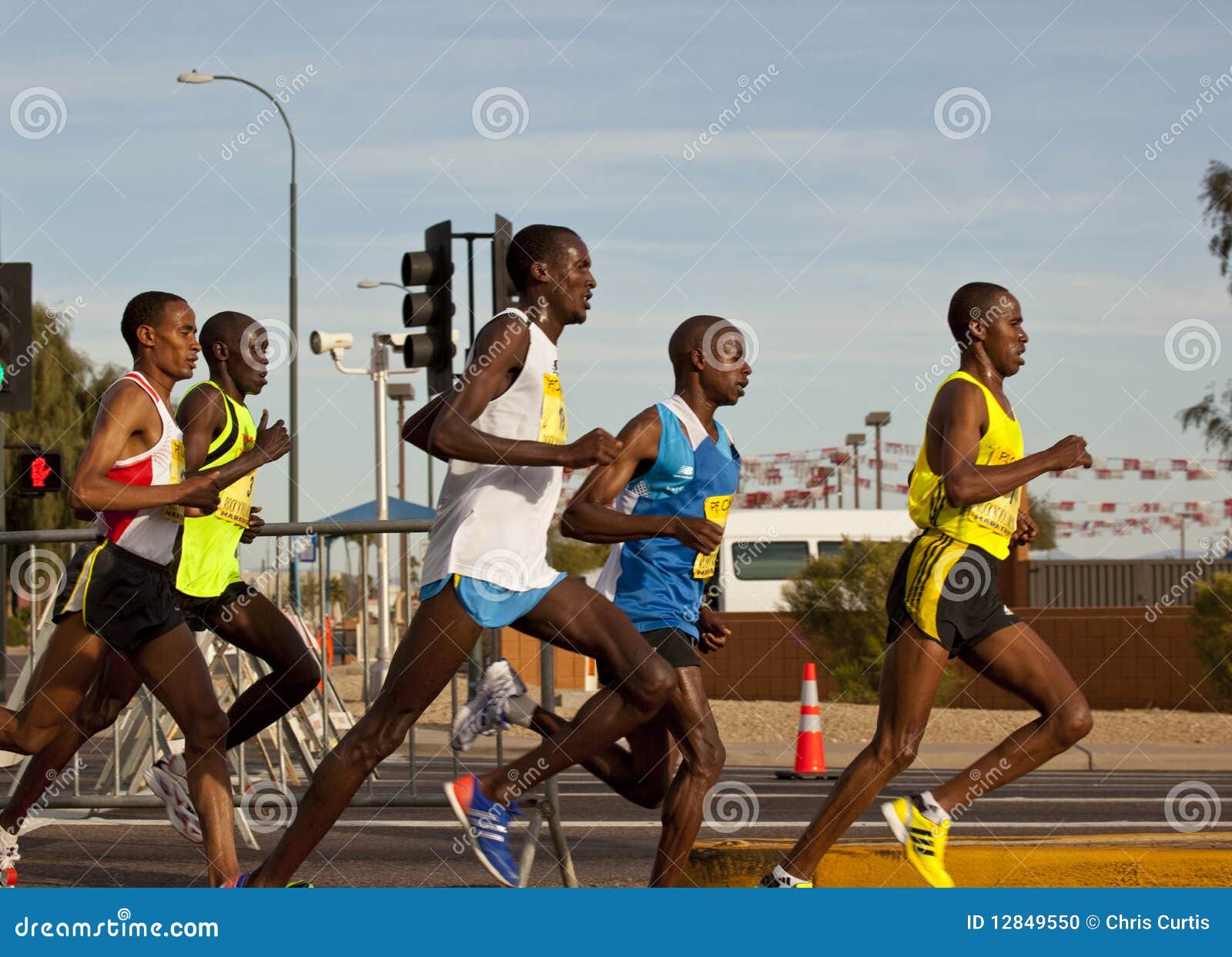 Runners in the 2010 Phoenix Marathon Editorial Image - Image of rock ...