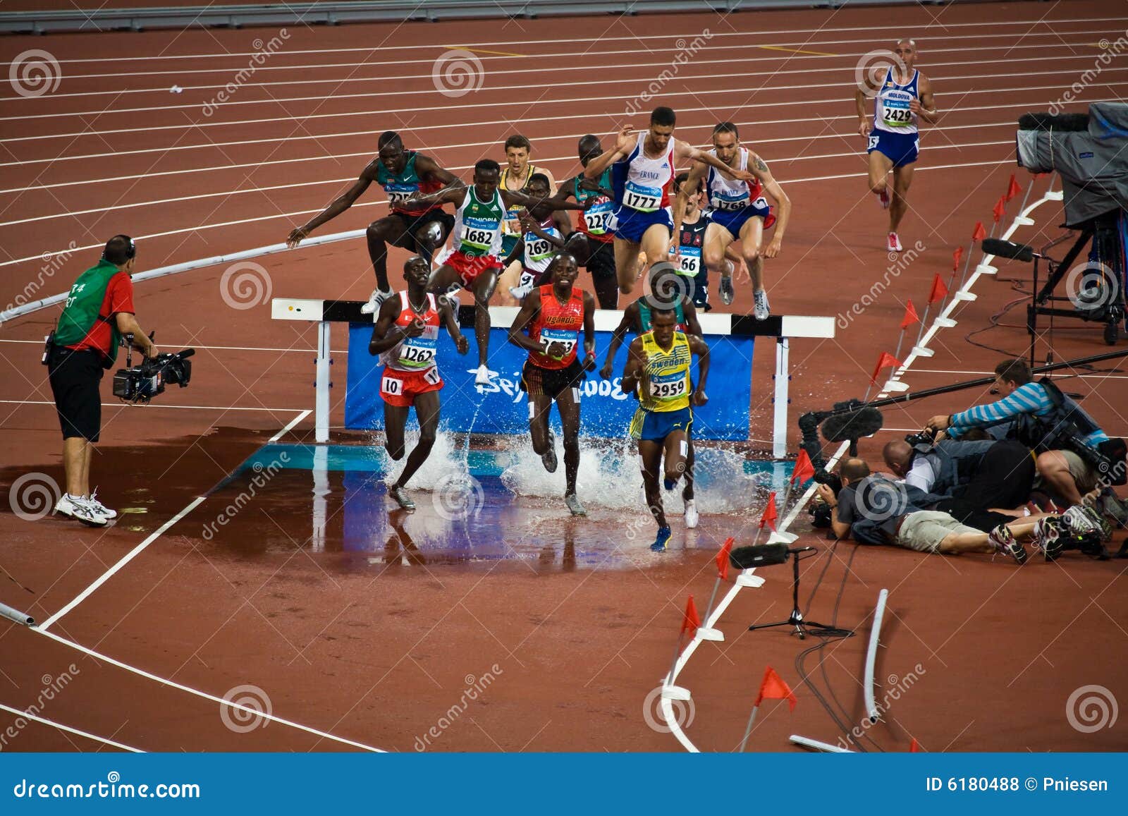 Runners at Beijing Olympics Editorial Stock Photo - Image of compete ...