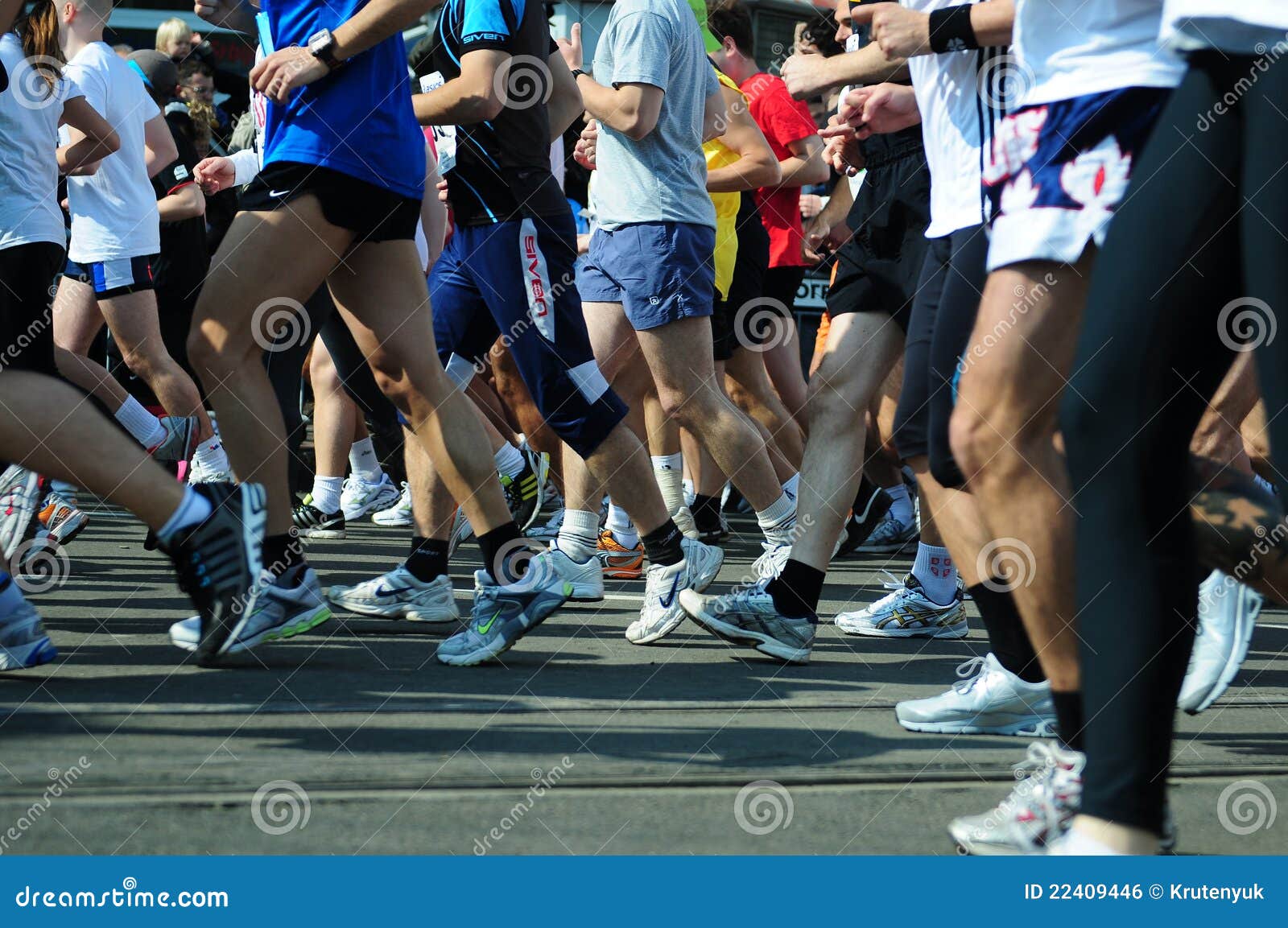 Runners Compete at the Start Editorial Photo - Image of person, europe ...