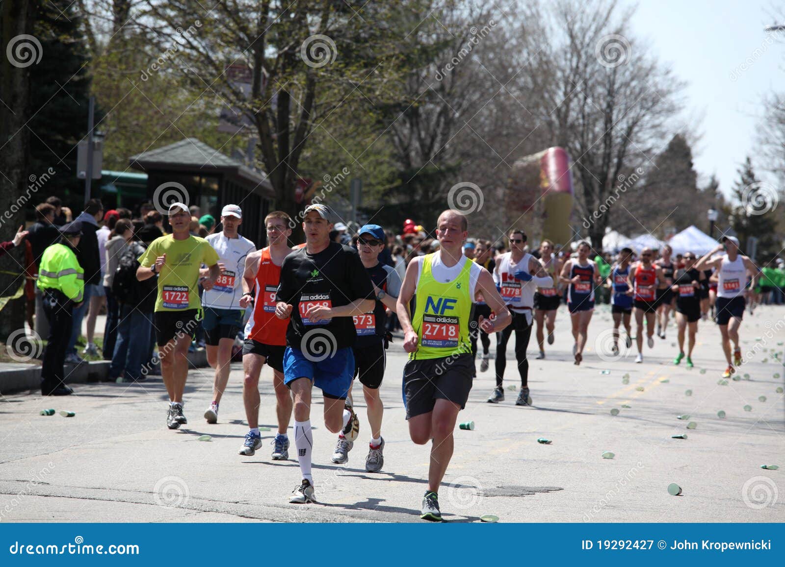 Runners Running Up Heartbreak Hill Editorial Photography - Image of ...