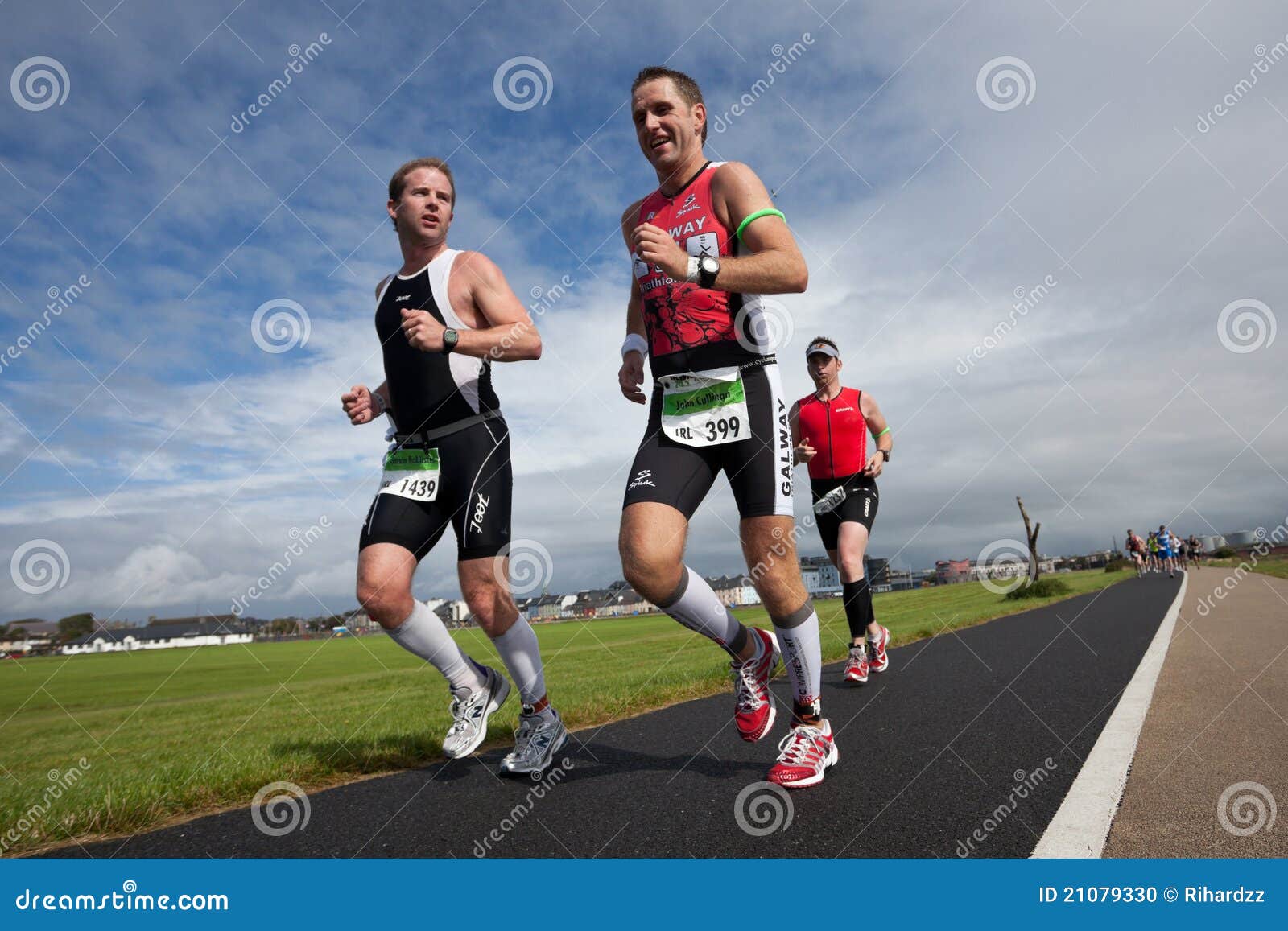 Runners, triathlon editorial image. Image of race, sportswoman - 21079330