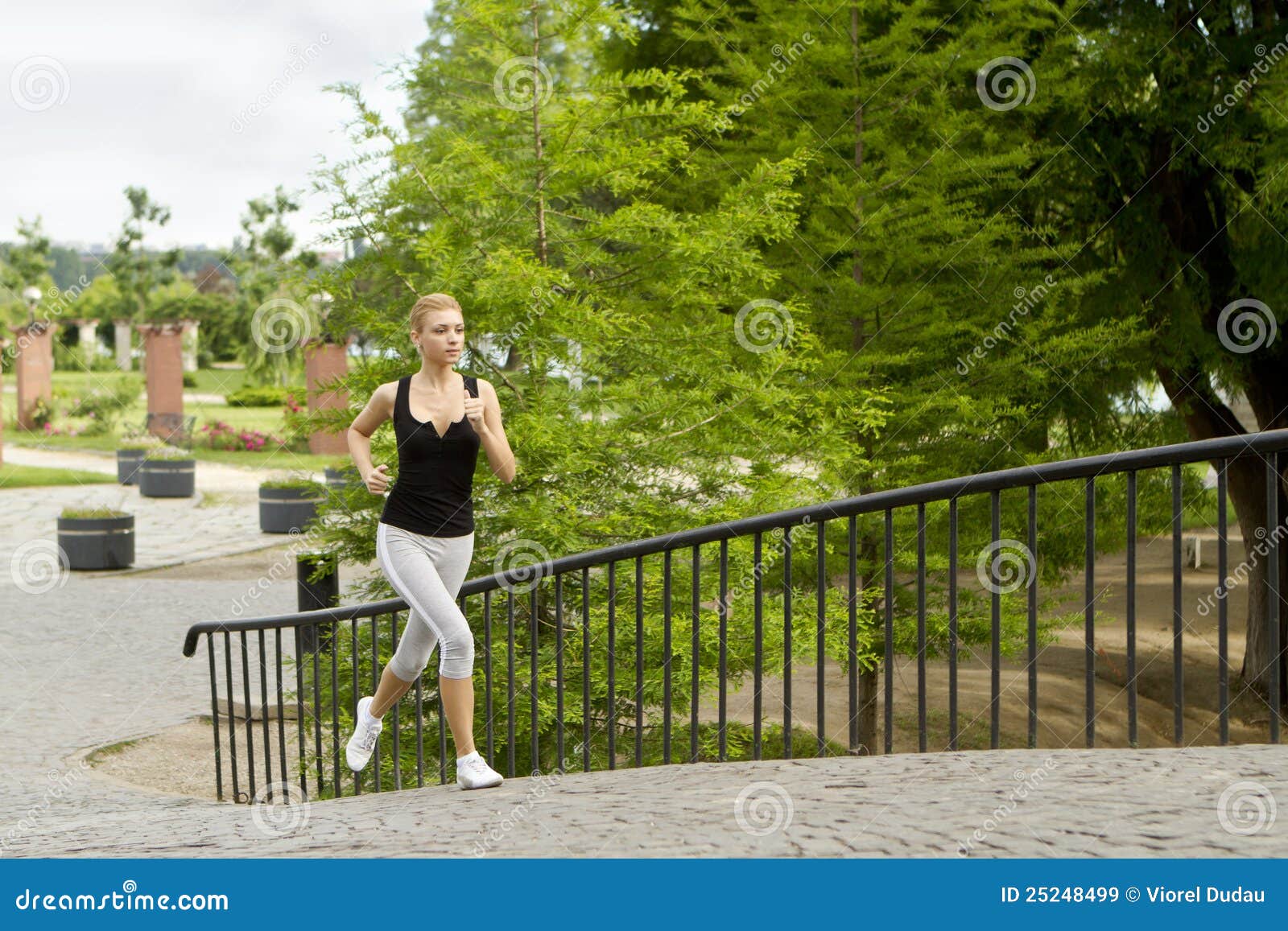 Running in city park stock image. Image of marathon, fast - 25248499
