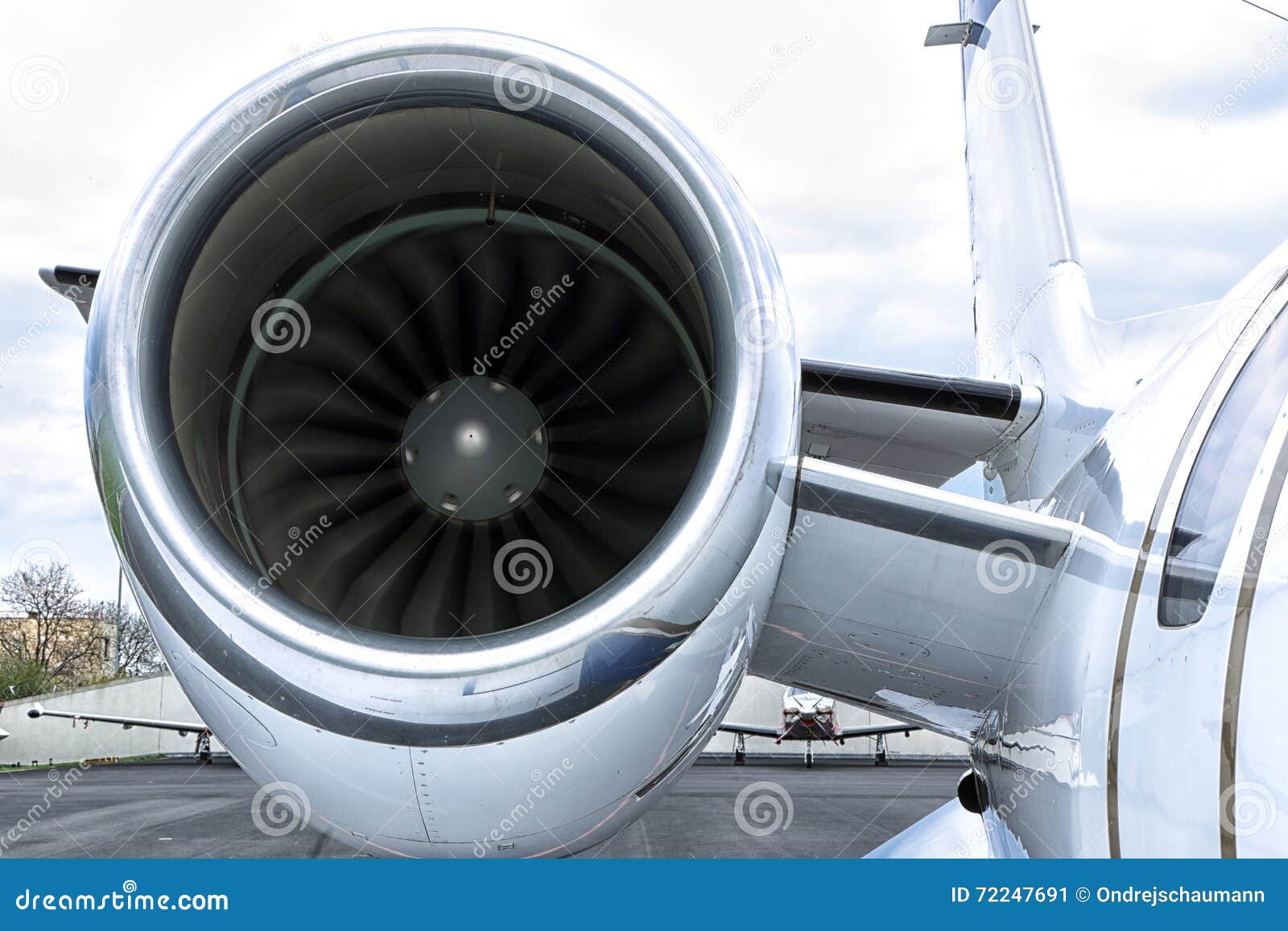 Running engine turbine stock image. Image of pylon, circle - 72247691