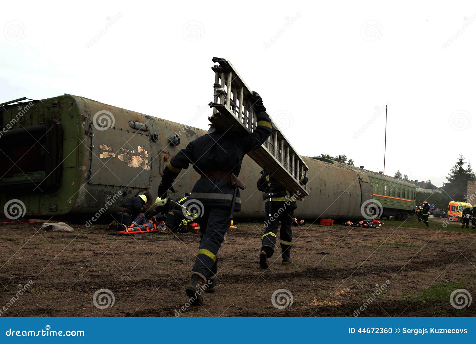 Running Firefighters editorial image. Image of fire, rescue - 44672360