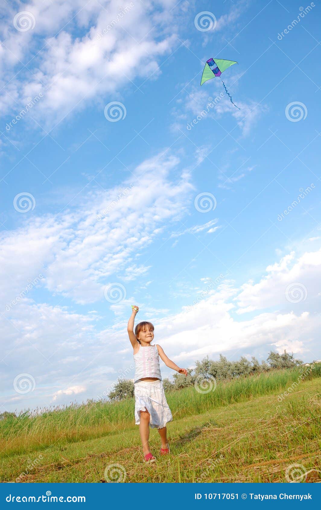 Running Girl Playing with a Kite Stock Image - Image of sportive, kites ...