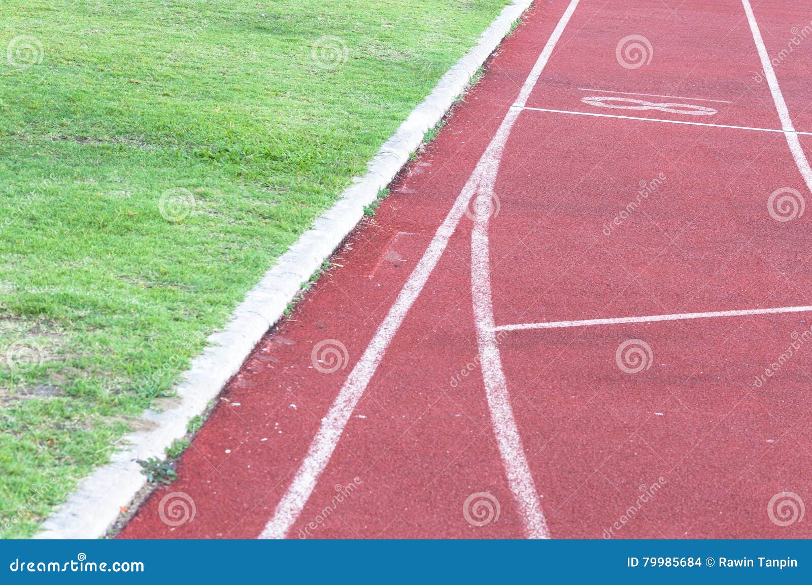 Running Track and Green Grass,Direct Athletics Running Track Stock ... Running Track and Green Grass,Direct Athletics Running Track Stock ...