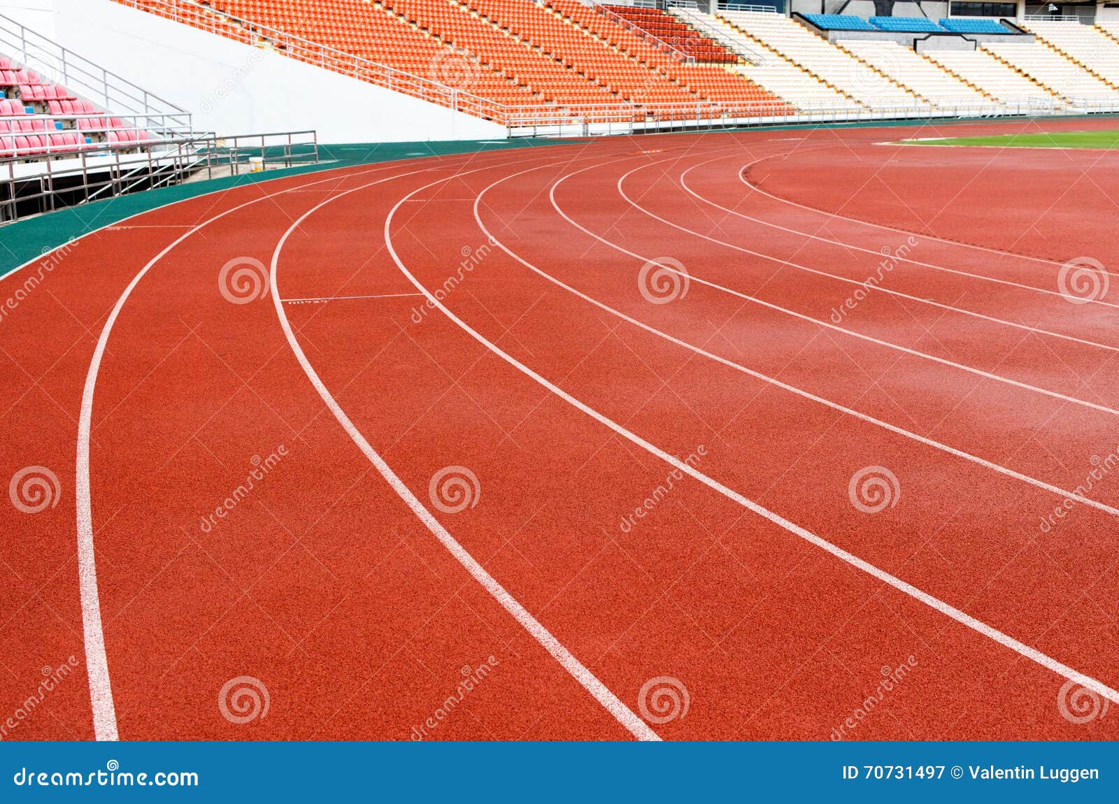 Running track in stadium stock image. Image of sprint - 70731497