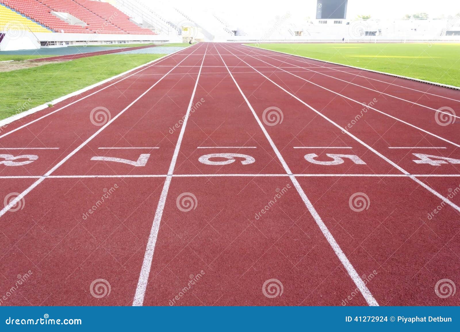 Running track in stadium stock photo. Image of running - 41272924