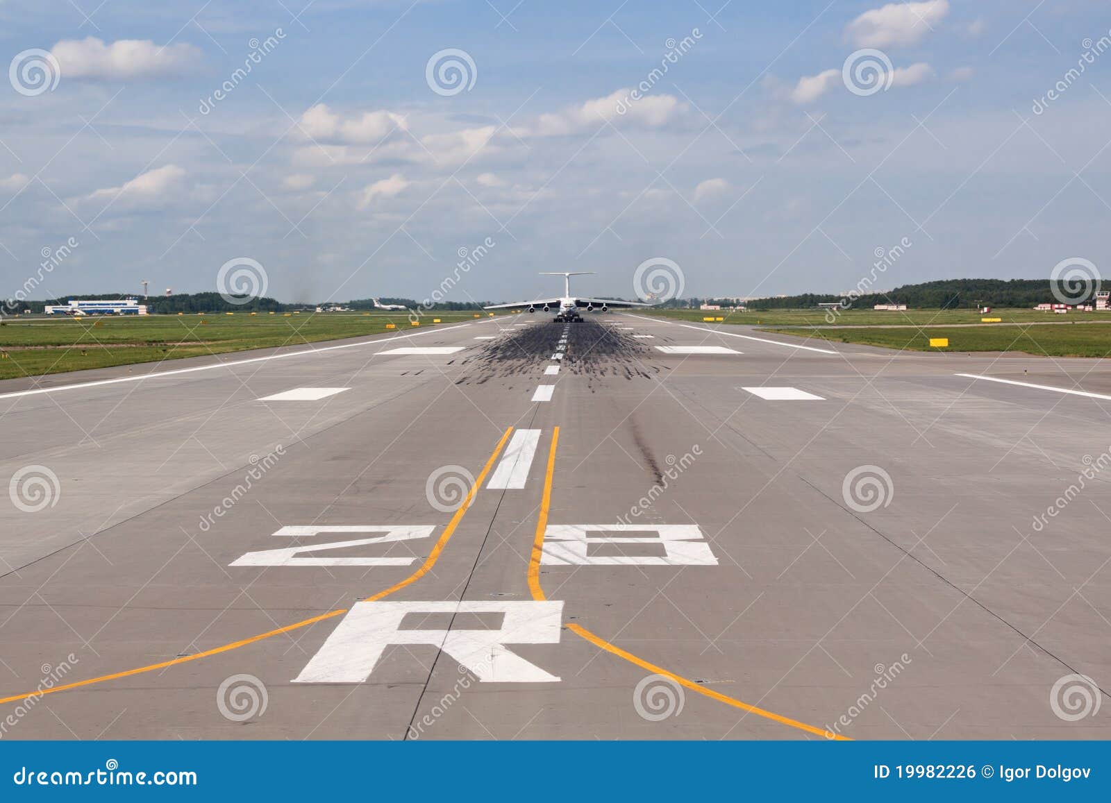 Runway stock photo. Image of horizon, outdoors, freight - 19982226