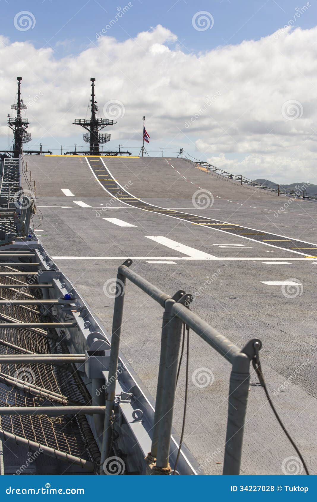 Runway on an Aircraft Carrier Stock Photo - Image of aircraft, nautical ...