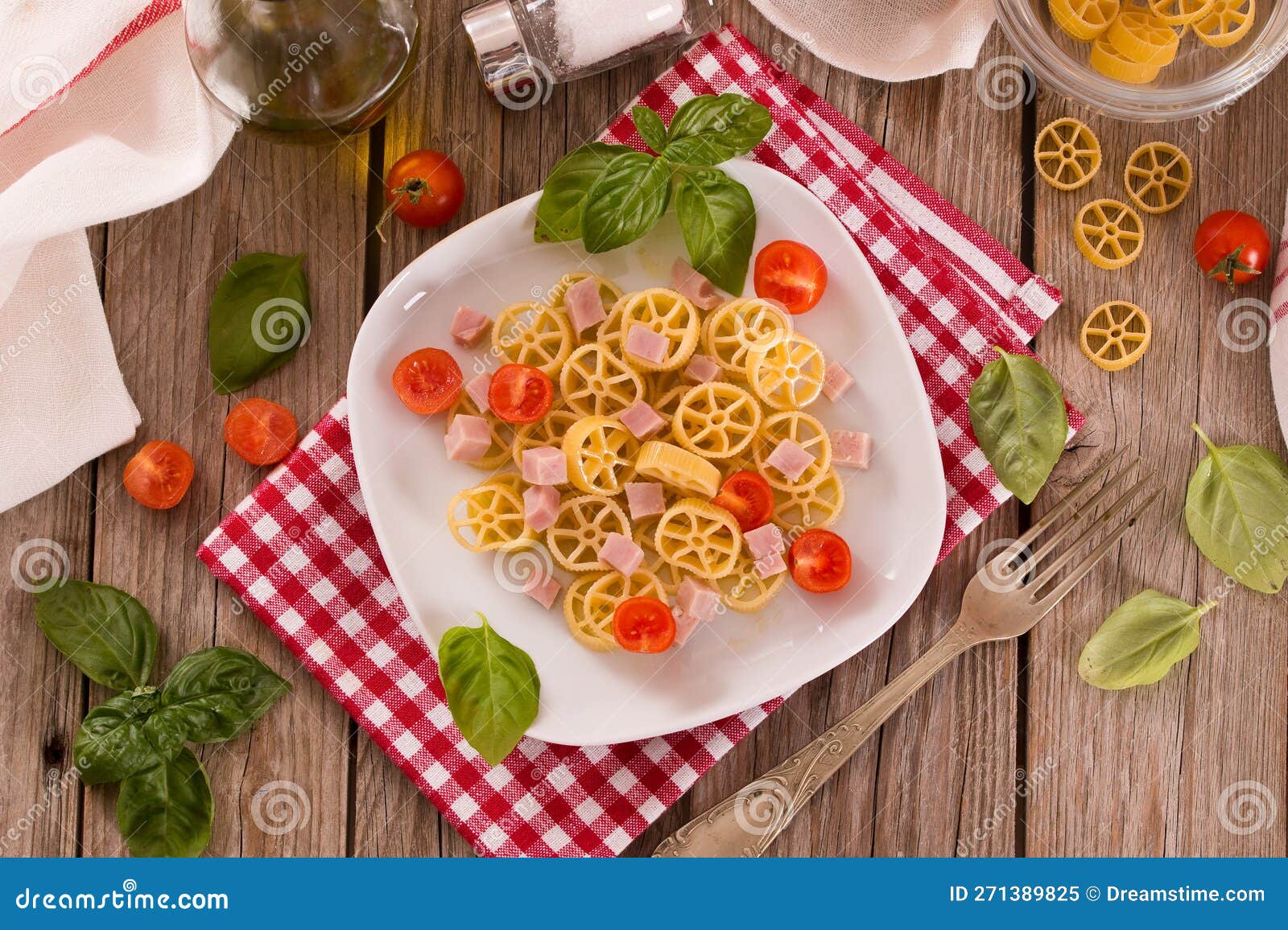 Ruote Pasta With Cream Sauce Stock Photography | CartoonDealer.com ...