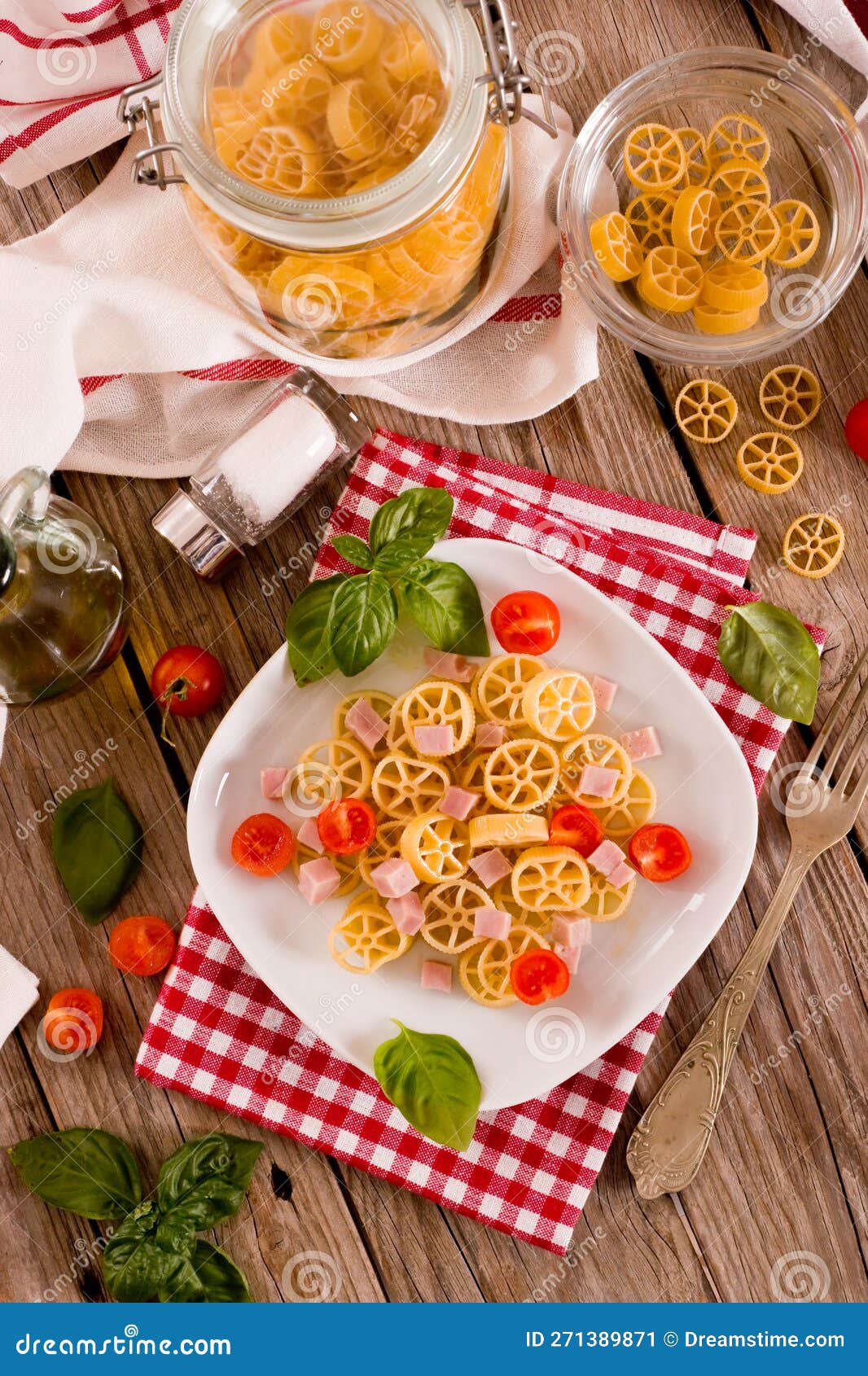 Ruote Pasta With Cream Sauce Stock Photography | CartoonDealer.com ...