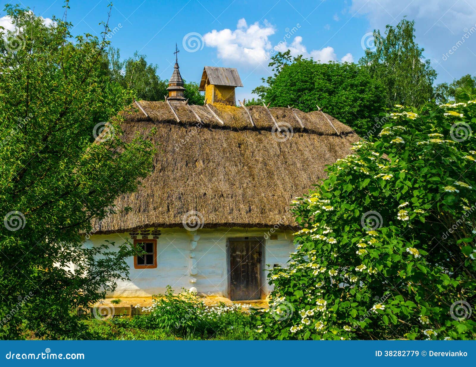 Rural cottage stock image. Image of straw, farm, antique - 38282779