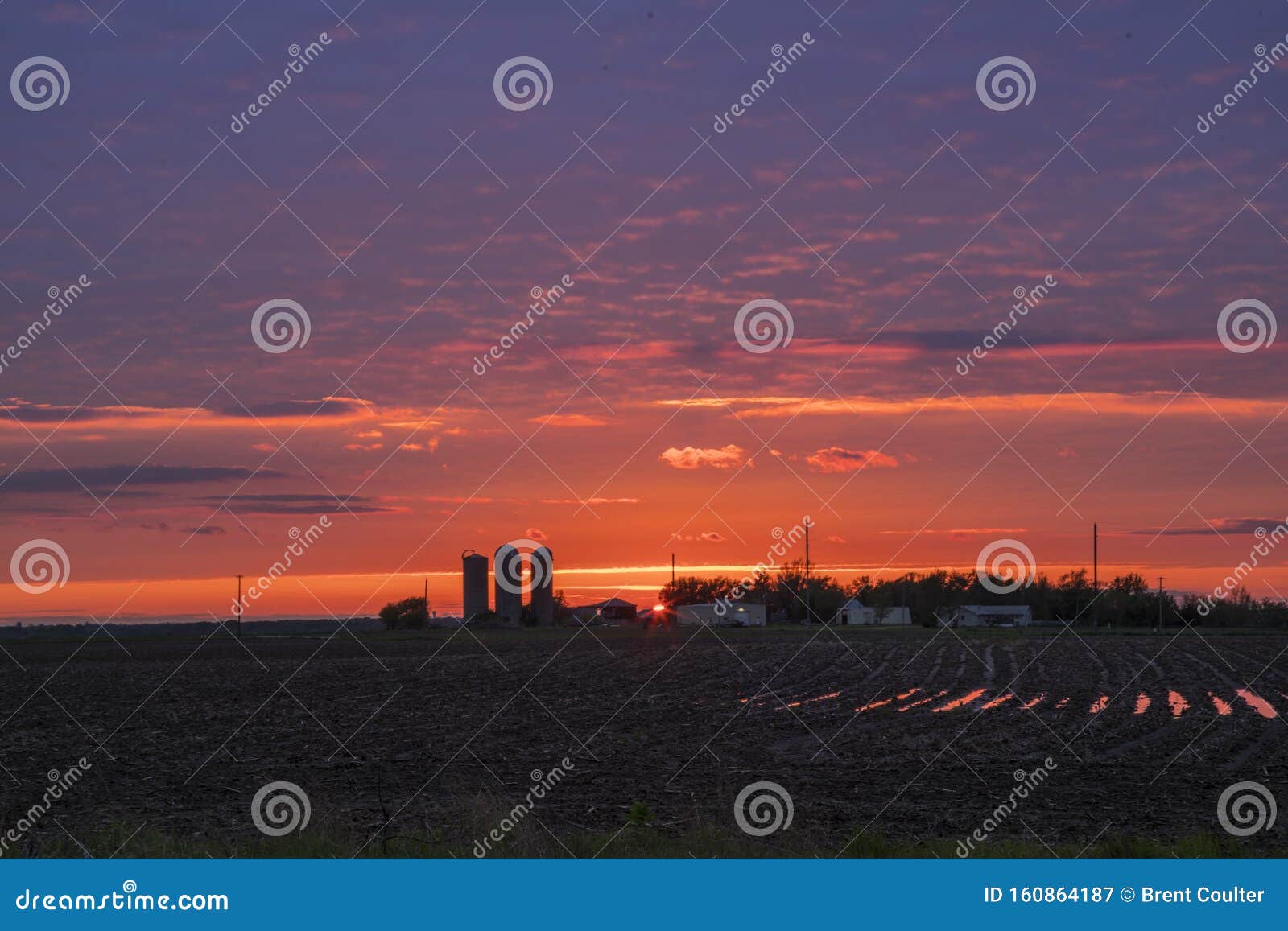 Rural Kansas Sunset stock image. Image of blue, kansas - 160864187