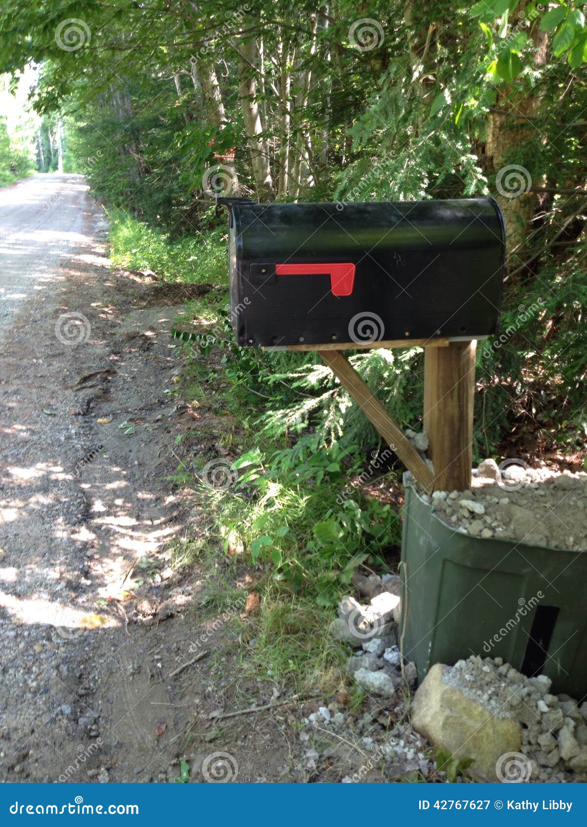 Rural Mailbox stock image. Image of green, country, mailbox - 42767627