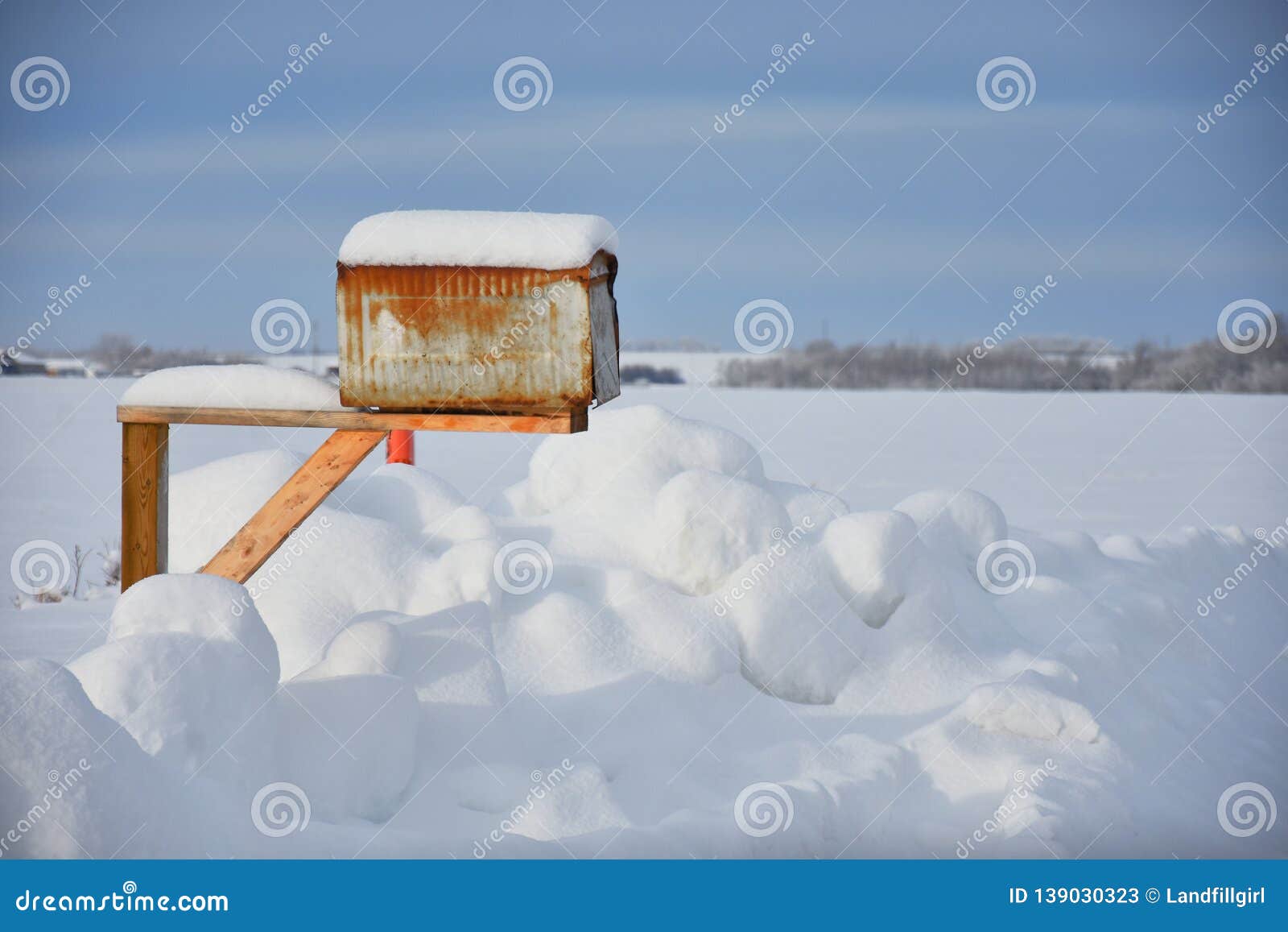 Rural Mailbox in Winter stock image. Image of frost - 139030323
