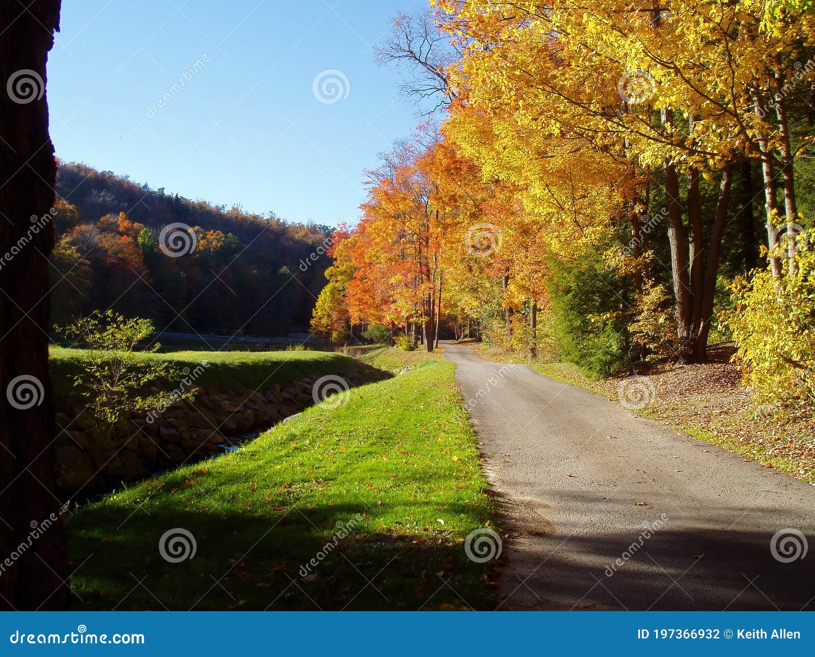 A Rural Road in Autumn in Pennsylvania Stock Photo - Image of leaf ...