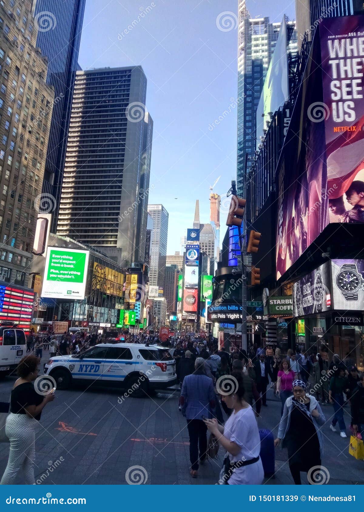 Rush Hour in Times Square Manhattan Editorial Stock Image - Image of ...