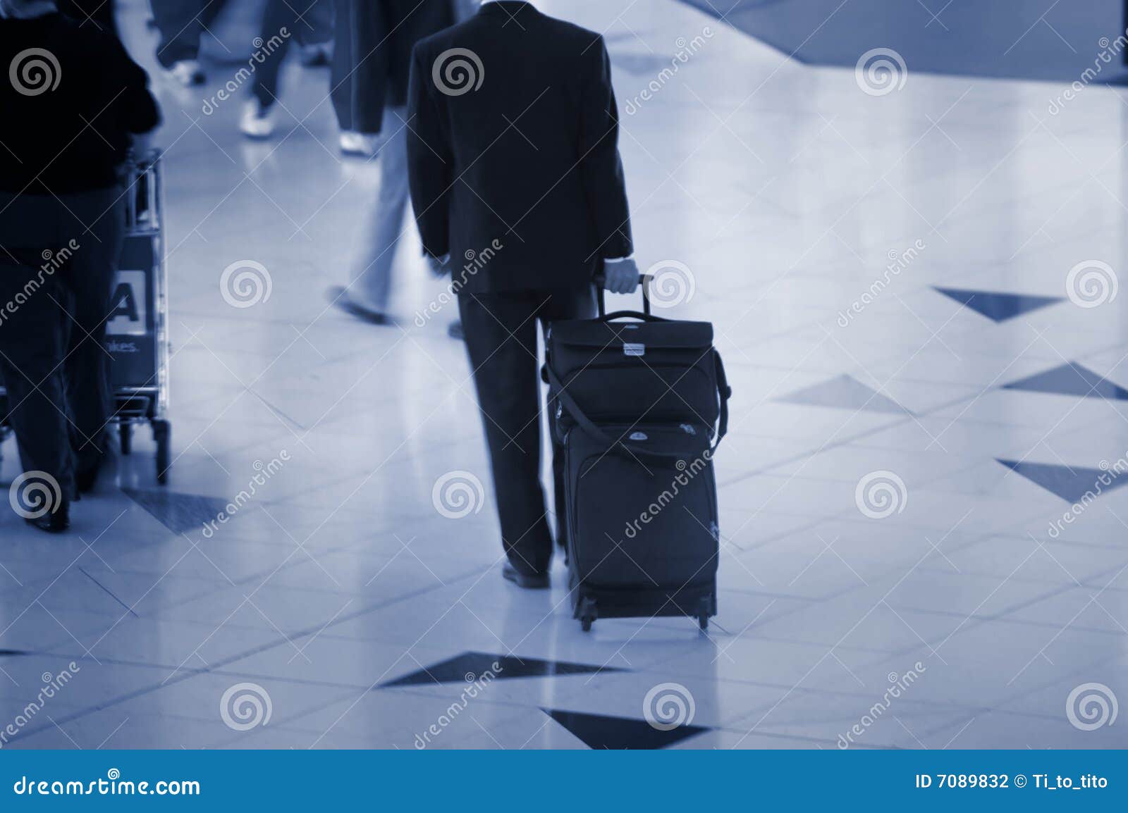 Rushing people stock photo. Image of motion, airline, commuter - 7089832