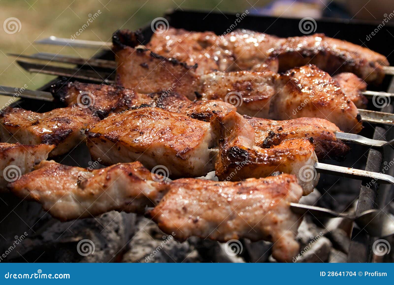 Russian Barbecue, Ð¨Ð°ÑˆÐ»Ñ‹ÐºÐ¸ Stock Photo - Image of kebab, frying ...