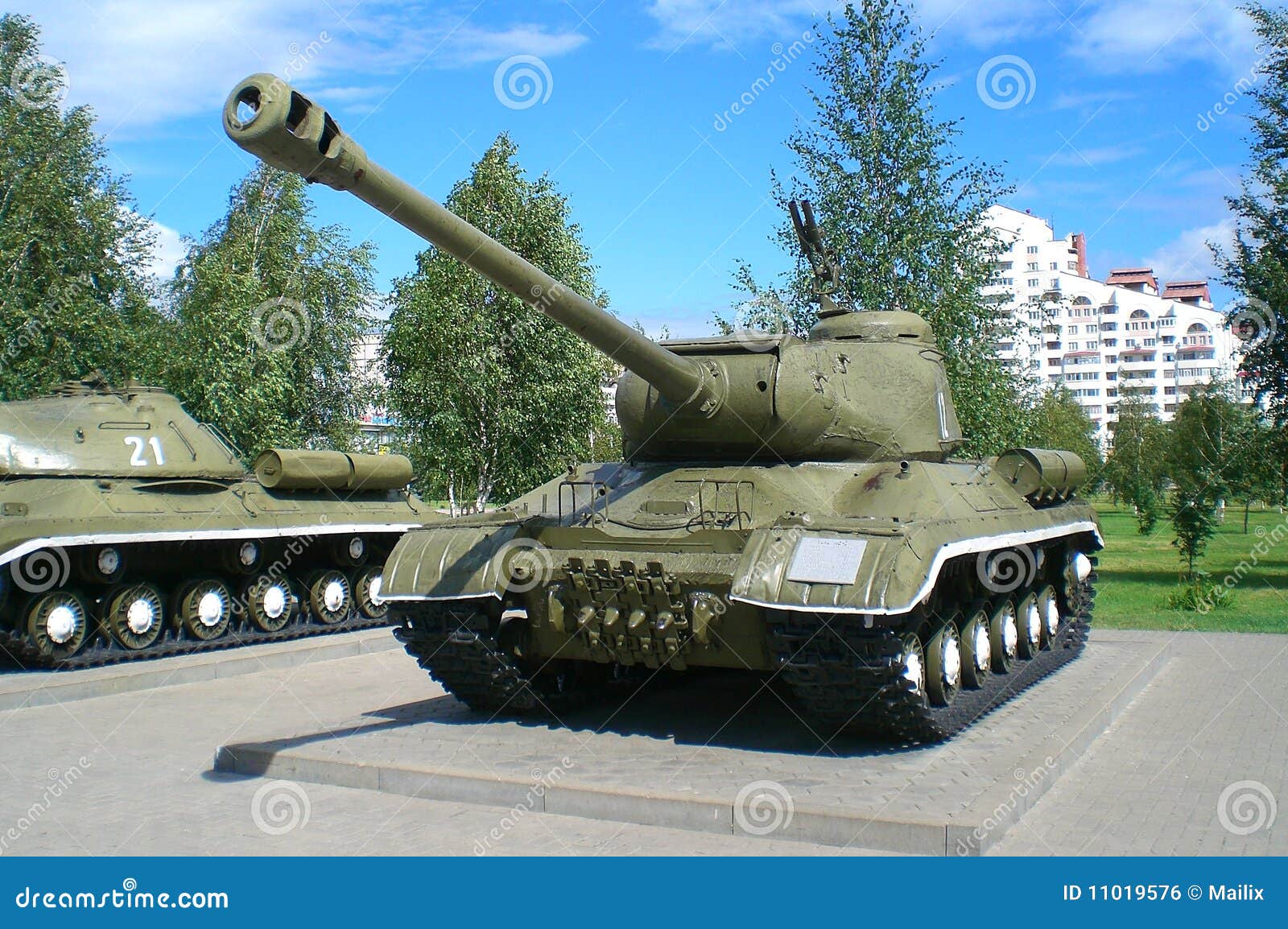 Russian battle tank stock photo. Image of world, russian - 11019576