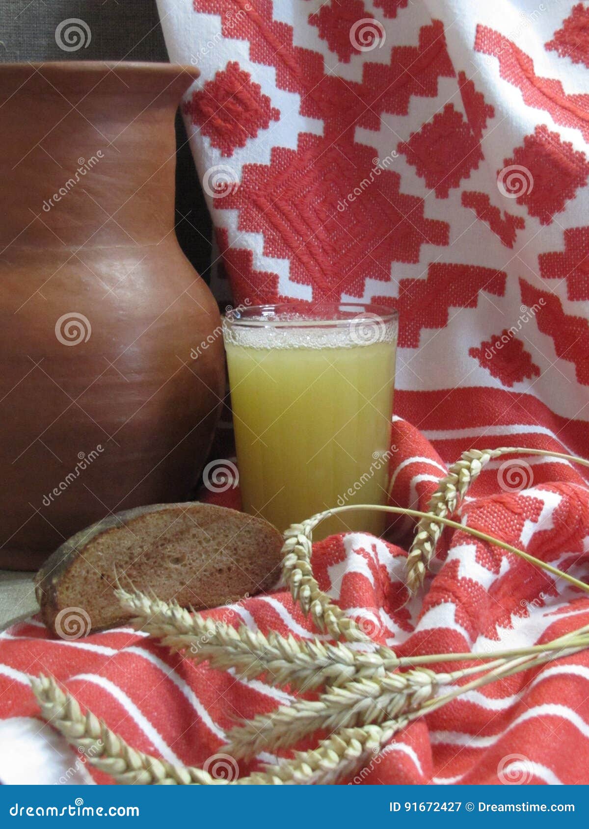 Russian bread kvass stock image. Image of russian, bread - 91672427