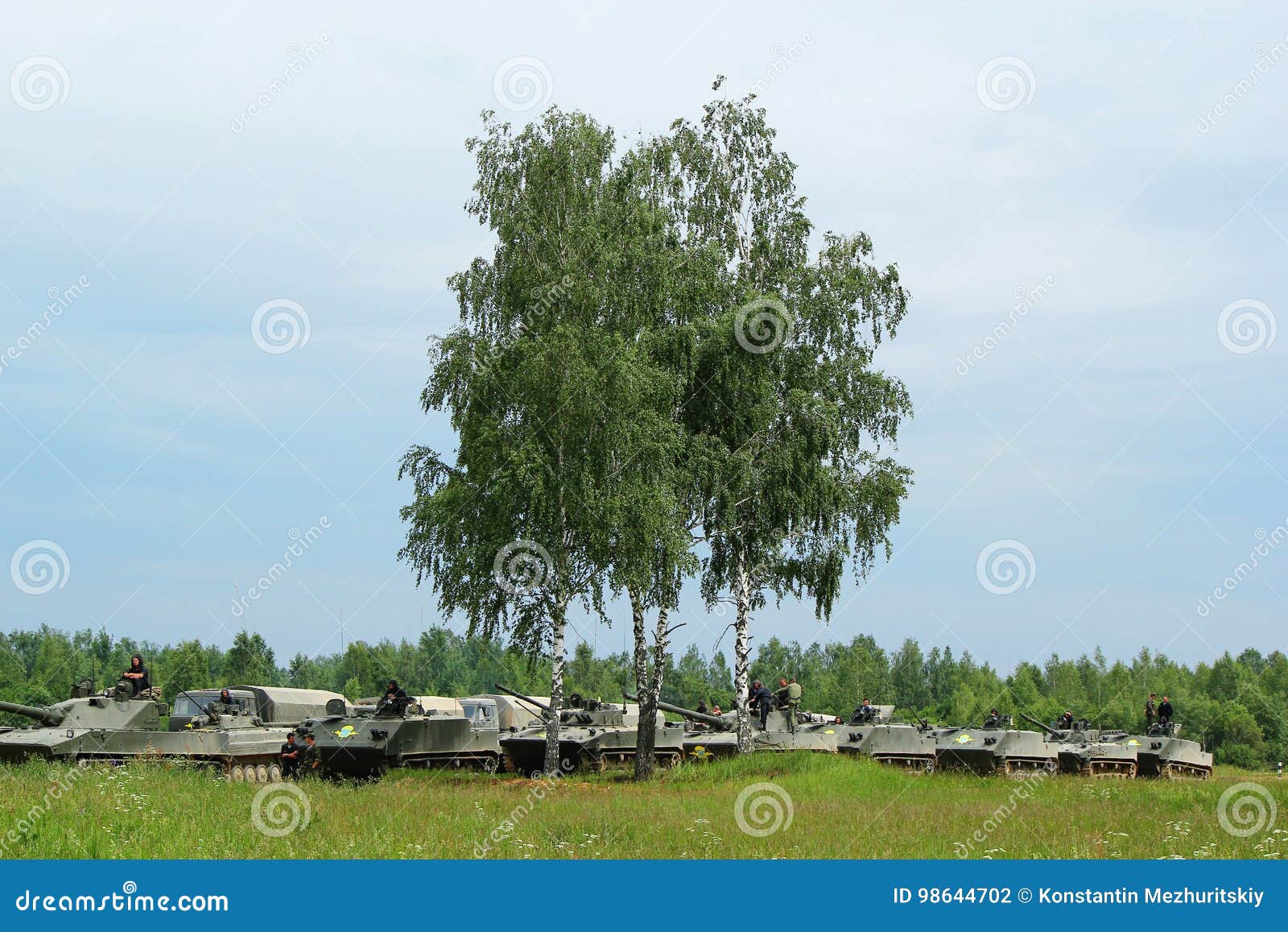 Russian Column Armored Vehicles Editorial Photography - Image of engine ...