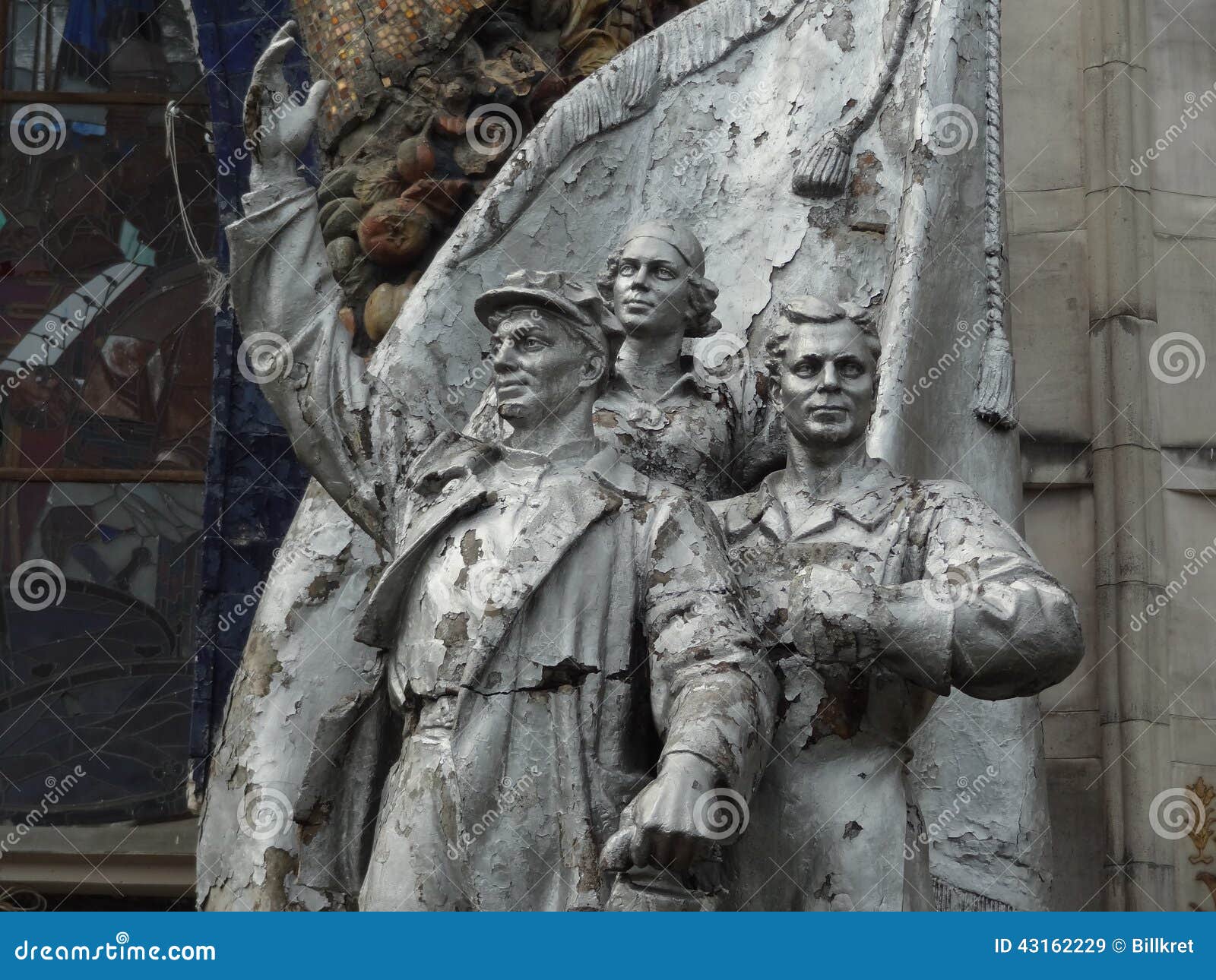 Russian communist statue editorial stock image. Image of statue - 43162229