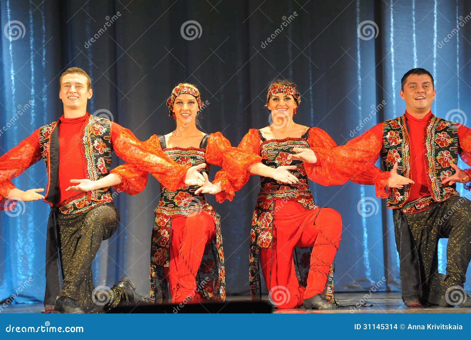Russian dance editorial stock image. Image of performs - 31145314