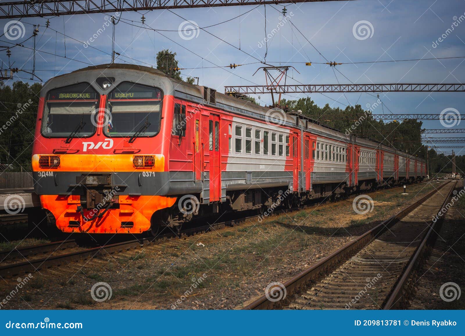 Russian Electric Train at the Station Editorial Photo - Image of engine ...