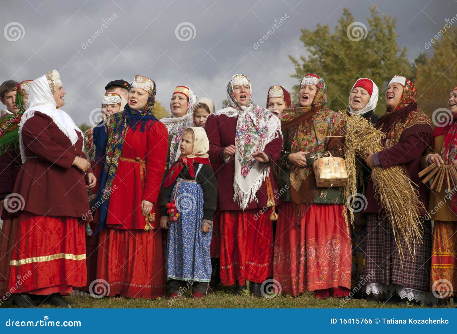 Russian folklore singers editorial photo. Image of musician - 16415766