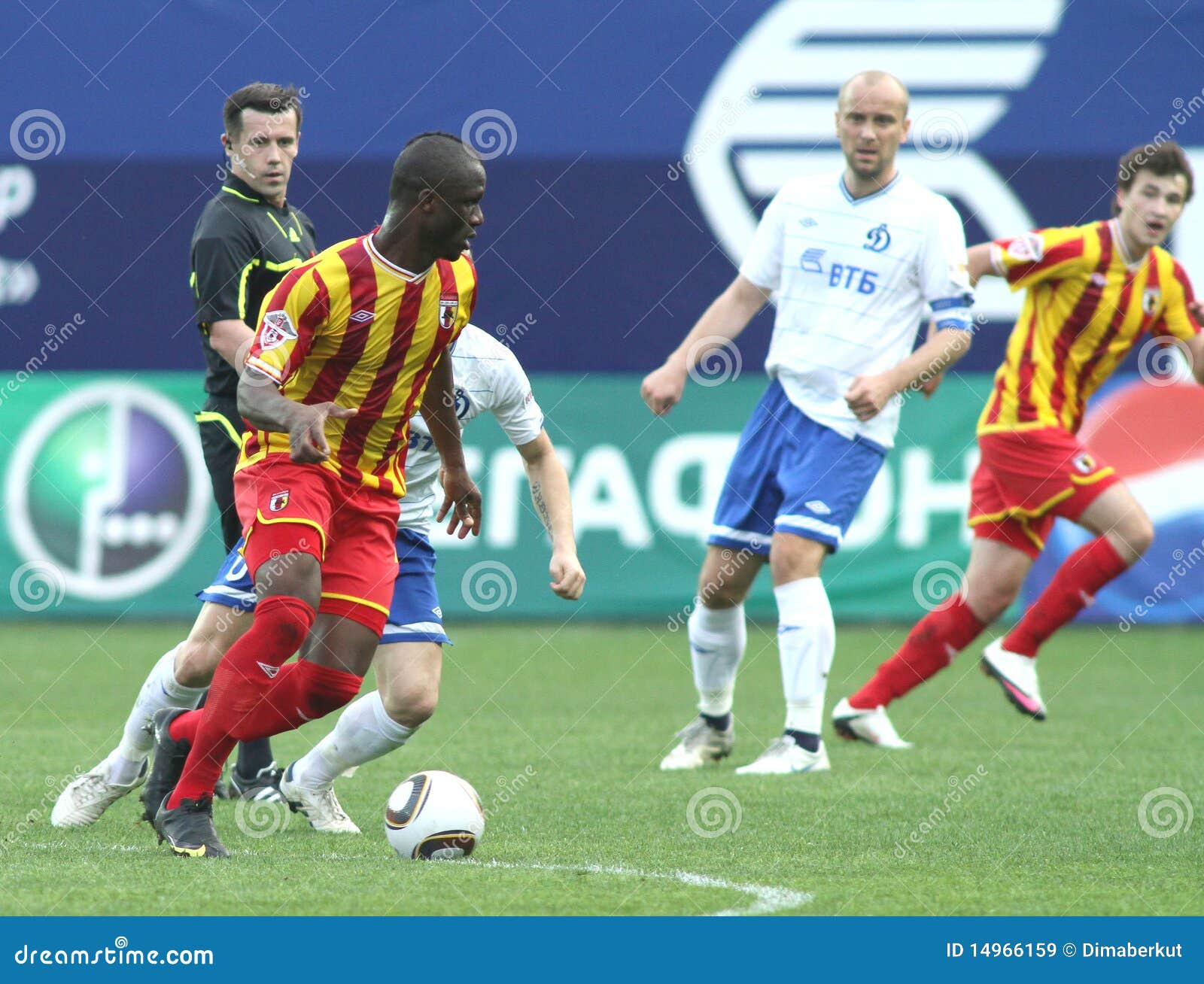 Russian Football Premier League Editorial Stock Image - Image of gnanou ...