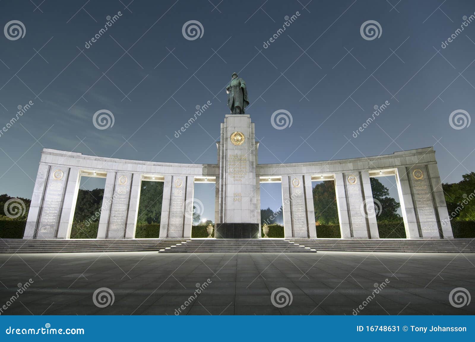 Russian Monument stock image. Image of berlin, liberation - 16748631