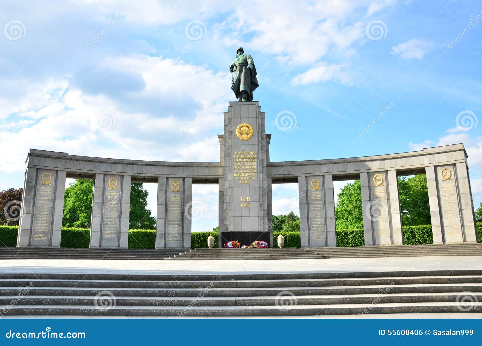 Russian Monument editorial photo. Image of structure - 55600406