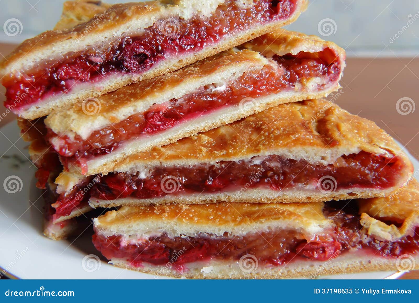 Russian Pie stock image. Image of national, bread, ruddy - 37198635