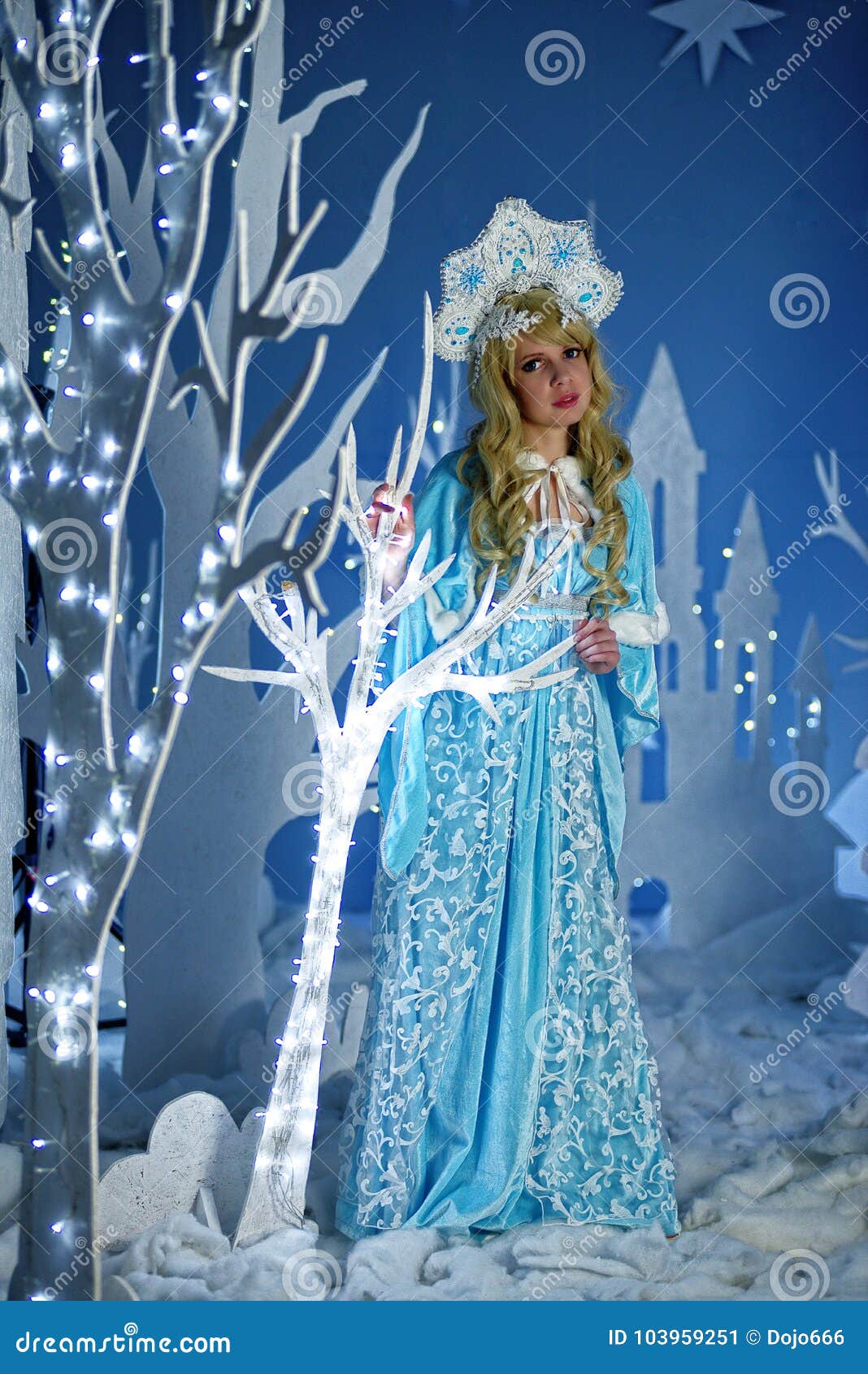 Russian Snow Maiden in Blue Suit and Kokoshnik Stock Image - Image of ...