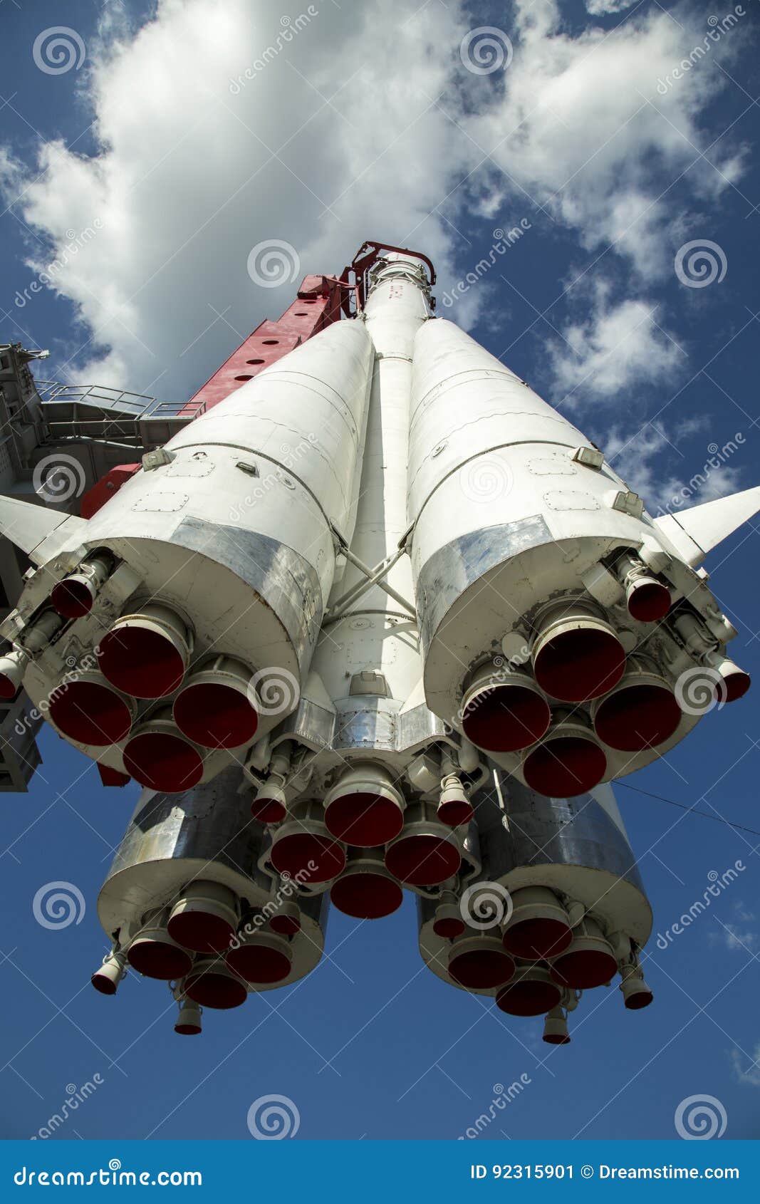 Russian Space Rocket editorial photo. Image of launch - 92315901